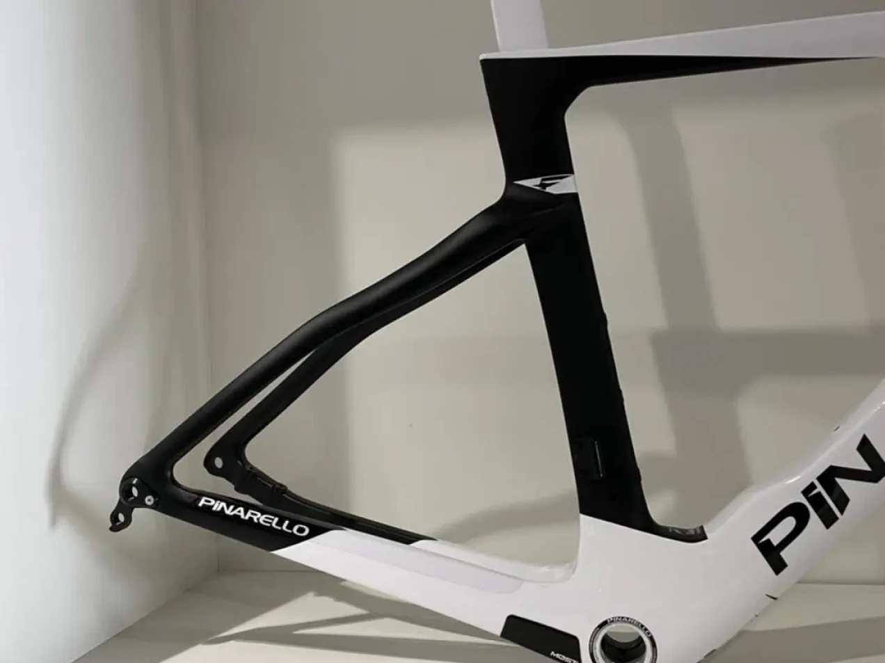 Pinarello Dogma F Frameset used in 53 cm | buycycle