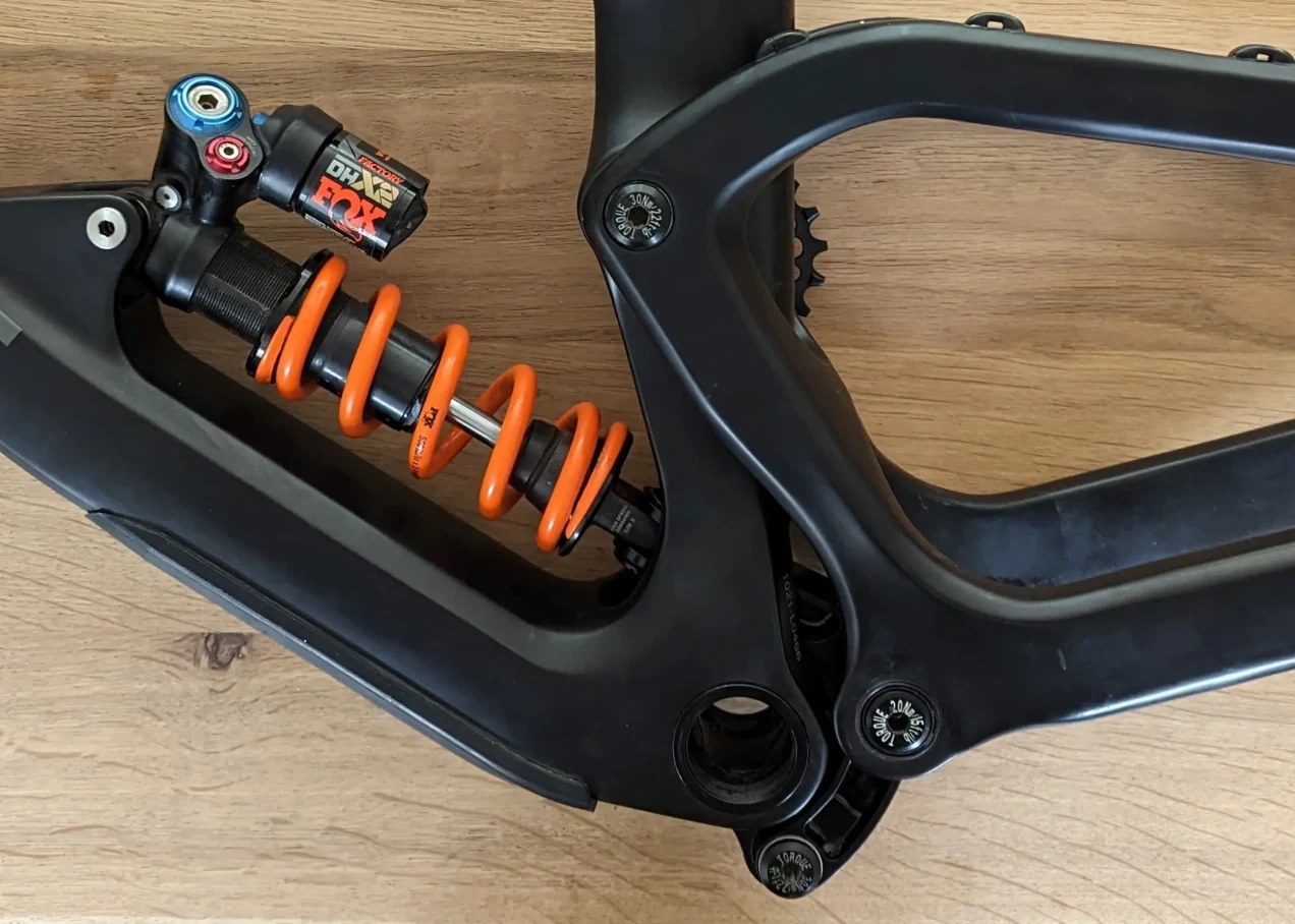 Deviate Highlander 150 Frame used in l | buycycle