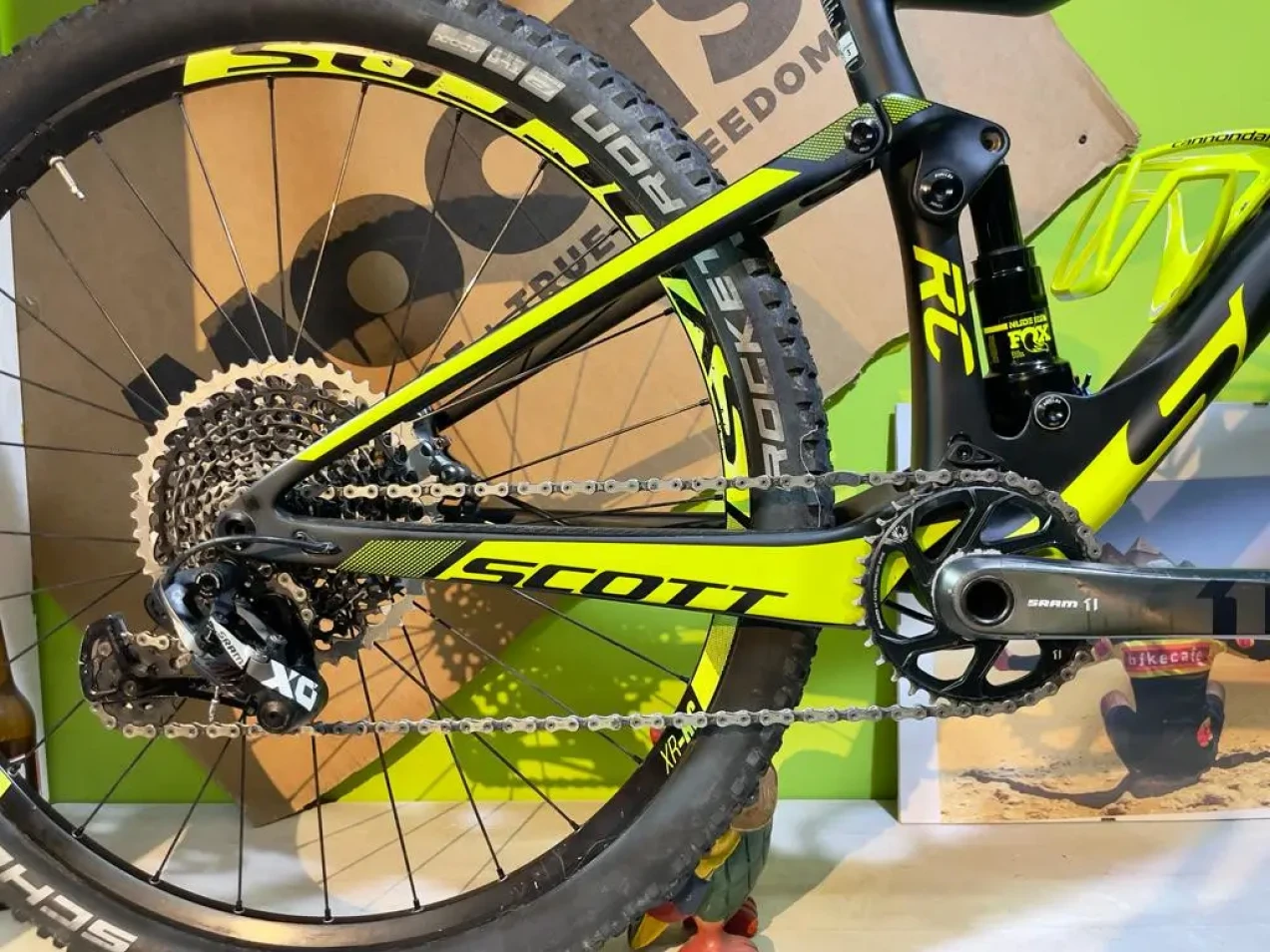 Scott Spark rc900 27.5 " world cup used in m | buycycle