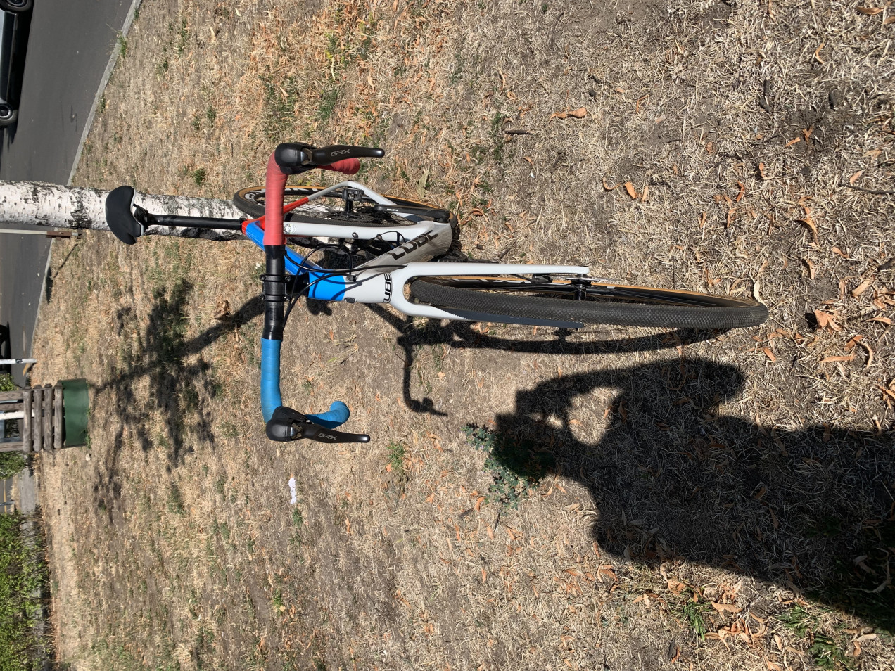 CUBE CROSS RACE C:62 SL gebruikt in 56 cm | buycycle