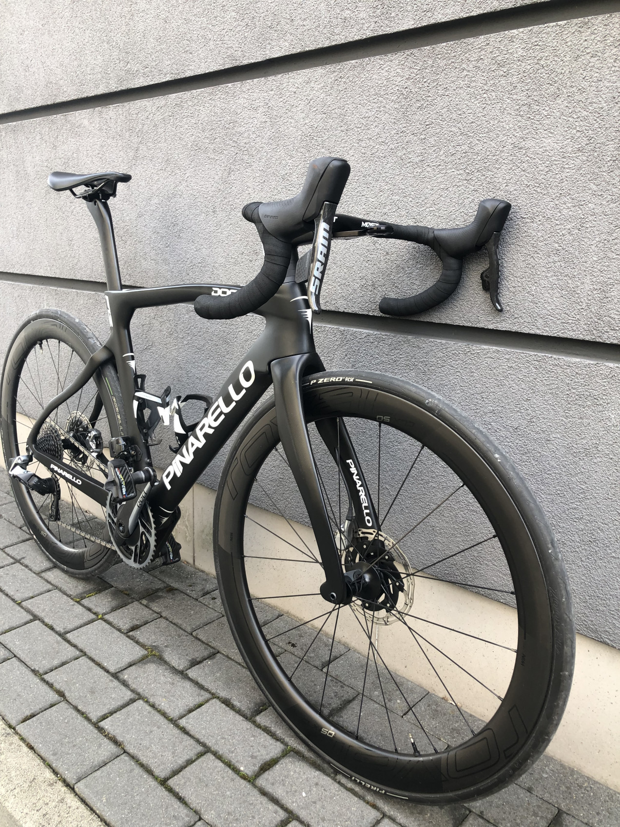 Pinarello Dogma F12 Disk Sram Red Axs Etap Bike gebruikt in 53 cm ...