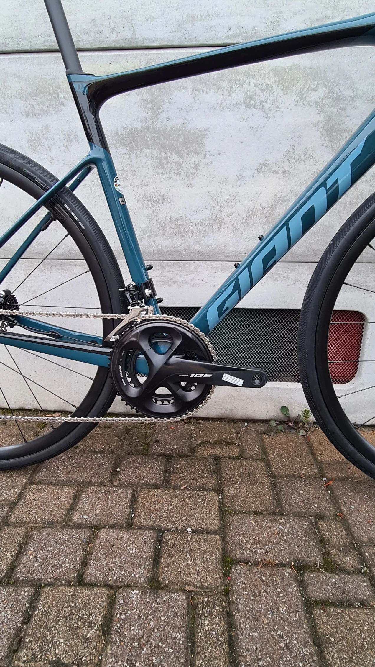 Achetez un vélo d'occasion Giant Defy Advanced 2 en 56 cm | buycycle