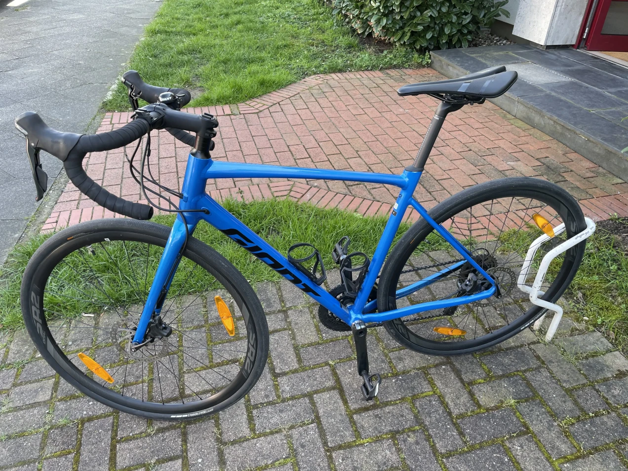 Giant Contend AR 2 used in m | buycycle