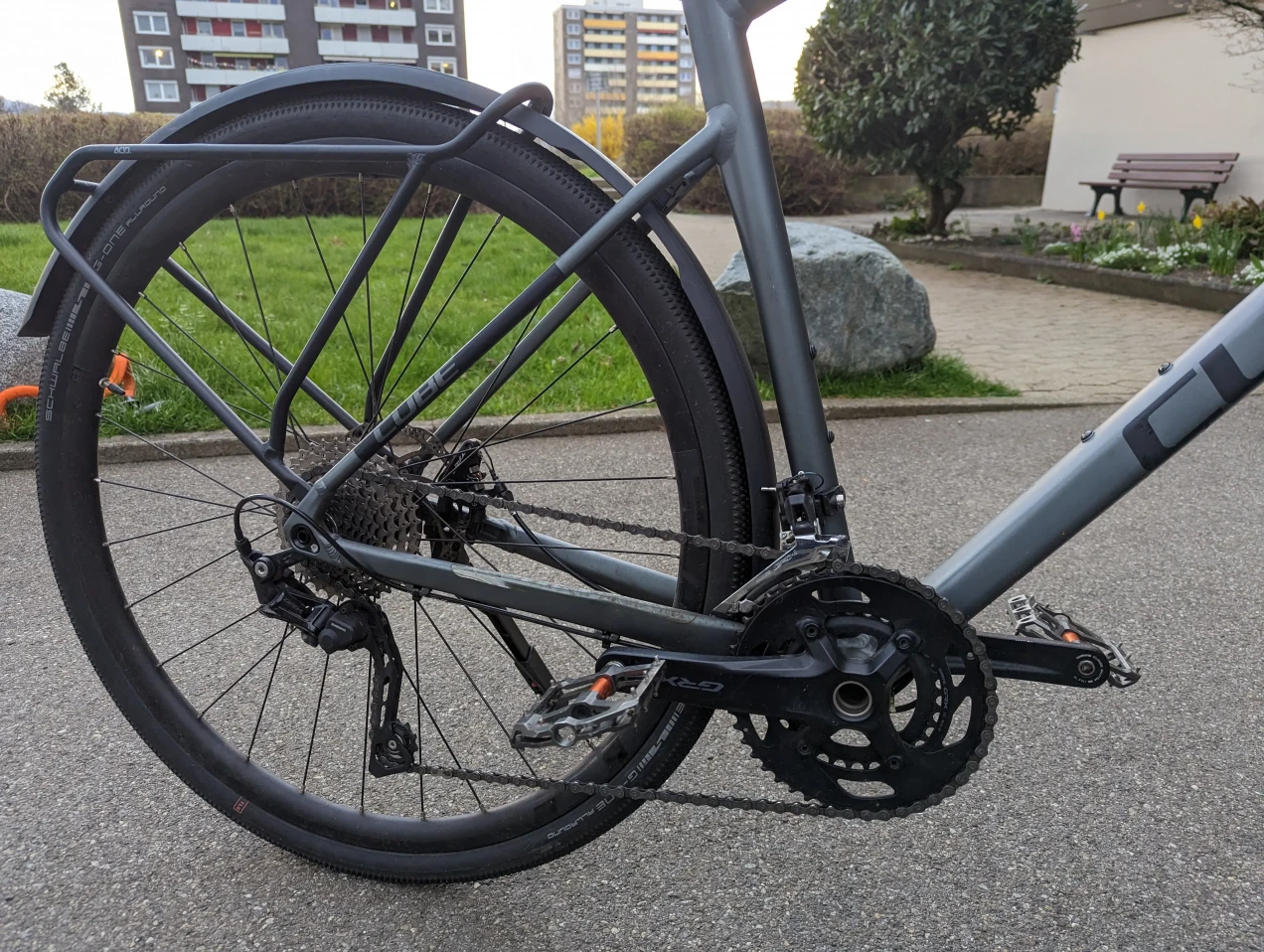 CUBE NUROAD Pro FE used in LG | buycycle