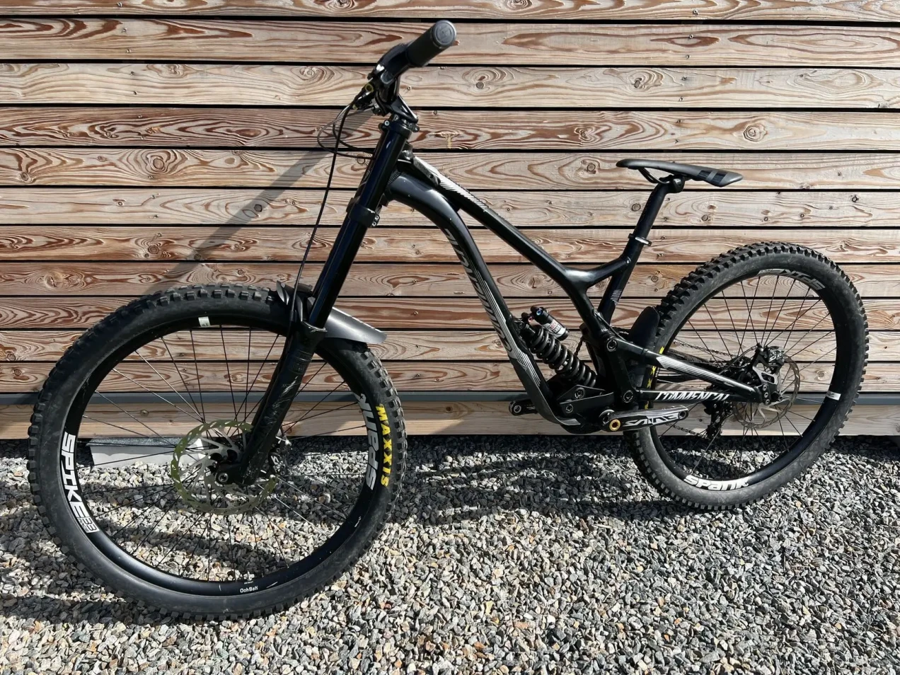 Commencal SUPREME DH V4.2 RACE 650B used in xl | buycycle