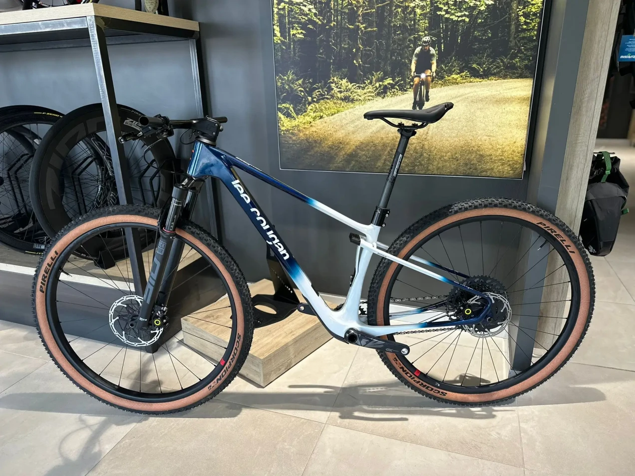 Lee Cougan Rampage innova used in S | buycycle