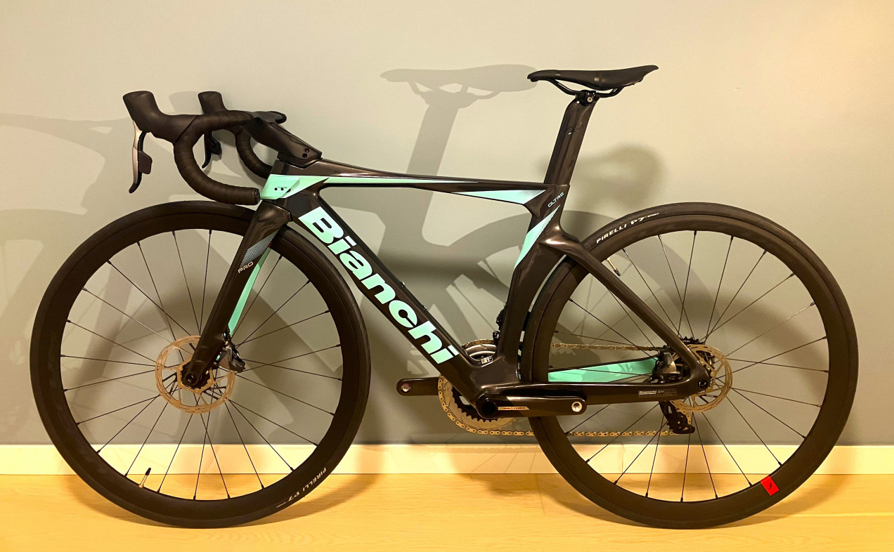 Bianchi Oltre PRO - Sram Force eTap AXS disc used in 47 cm | buycycle