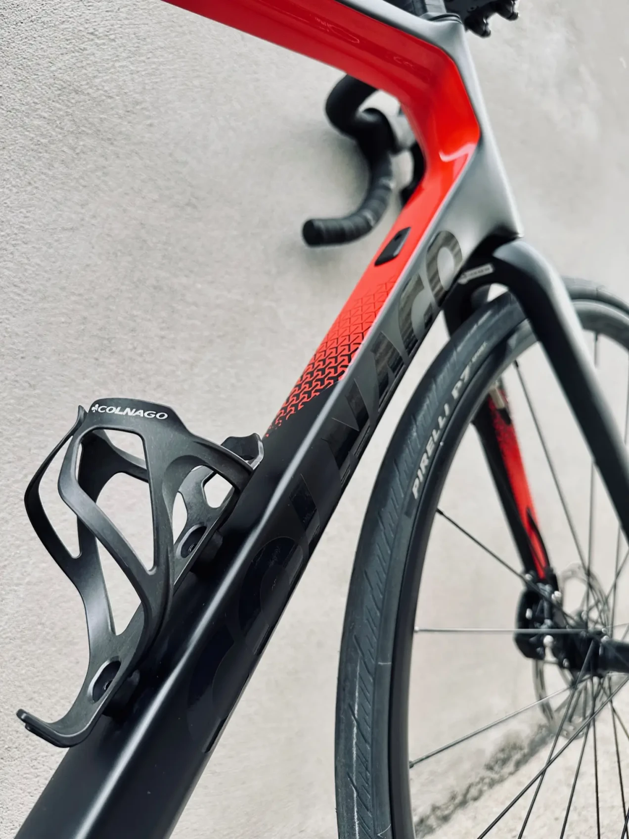 Colnago V3 Disc Shimano Ultegra Di2 used in 52 cm | buycycle