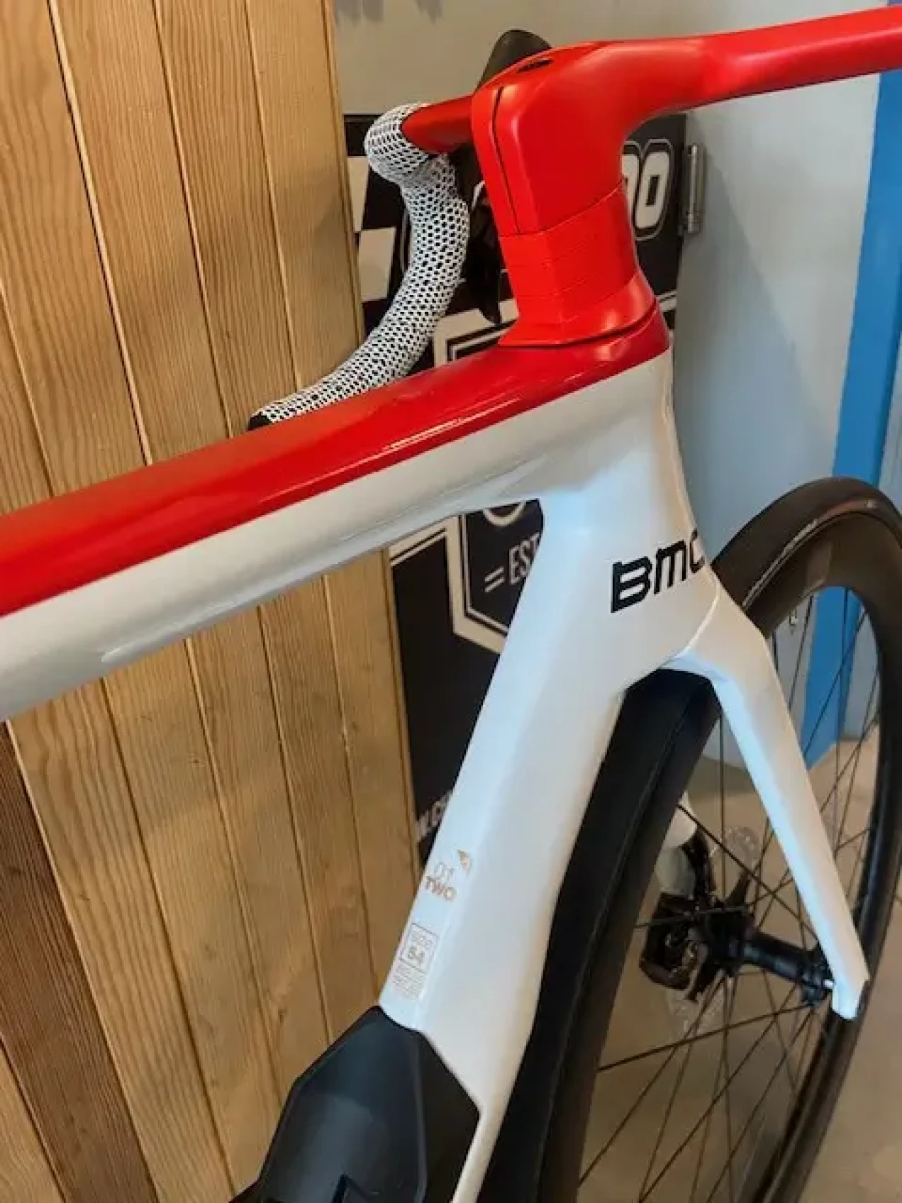 BMC TIMEMACHINE ROAD 01 TWO gebruikt in M | buycycle