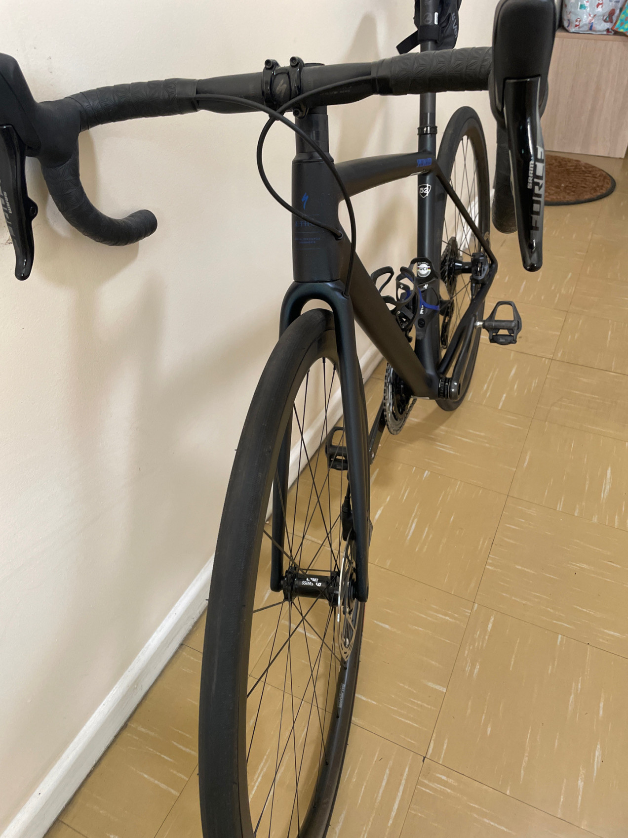 Specialized Aethos Pro - SRAM Force eTap AXS used in s | buycycle