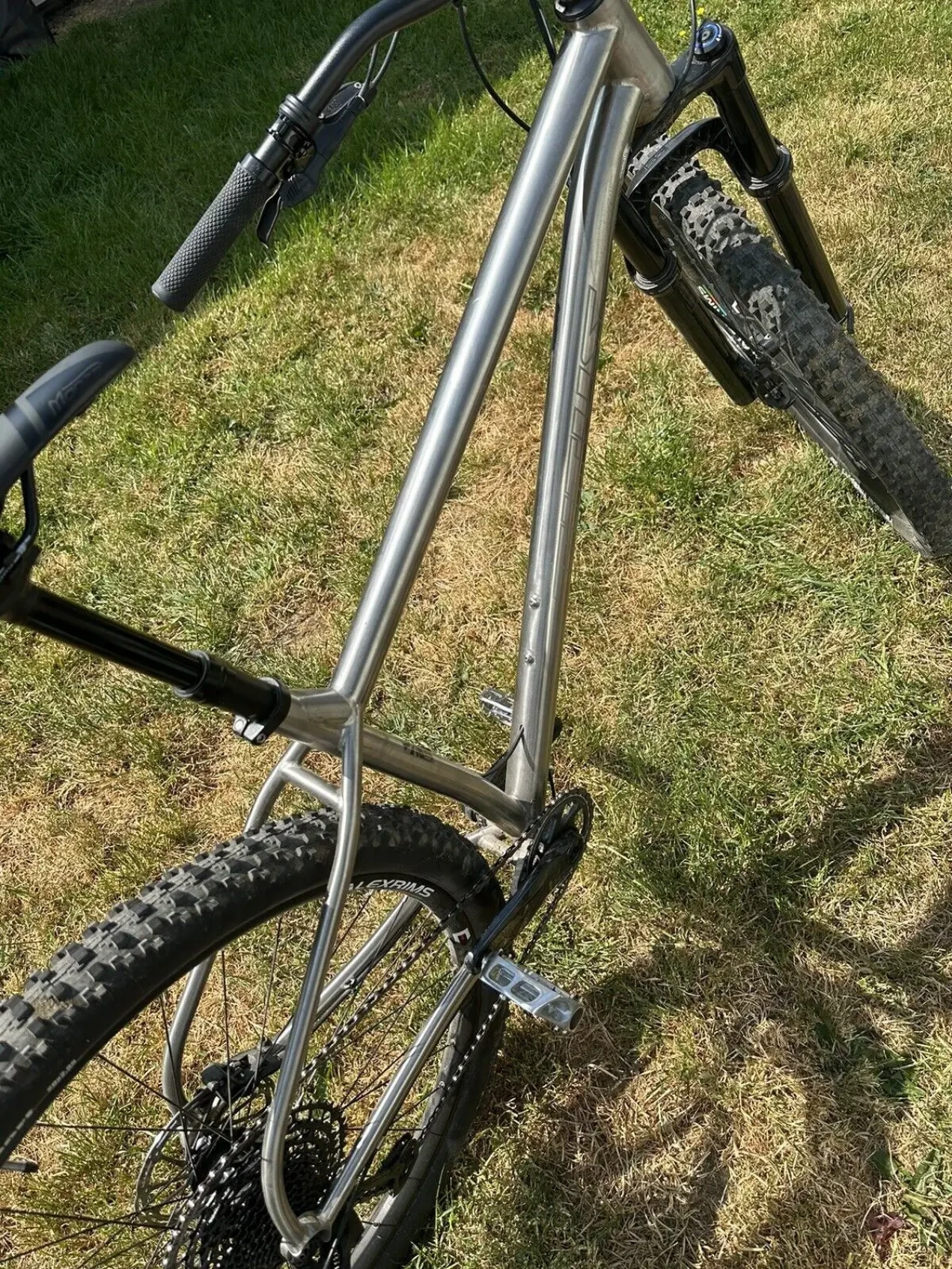 Titus Fireline SRAM GX Titanium used in LG | buycycle