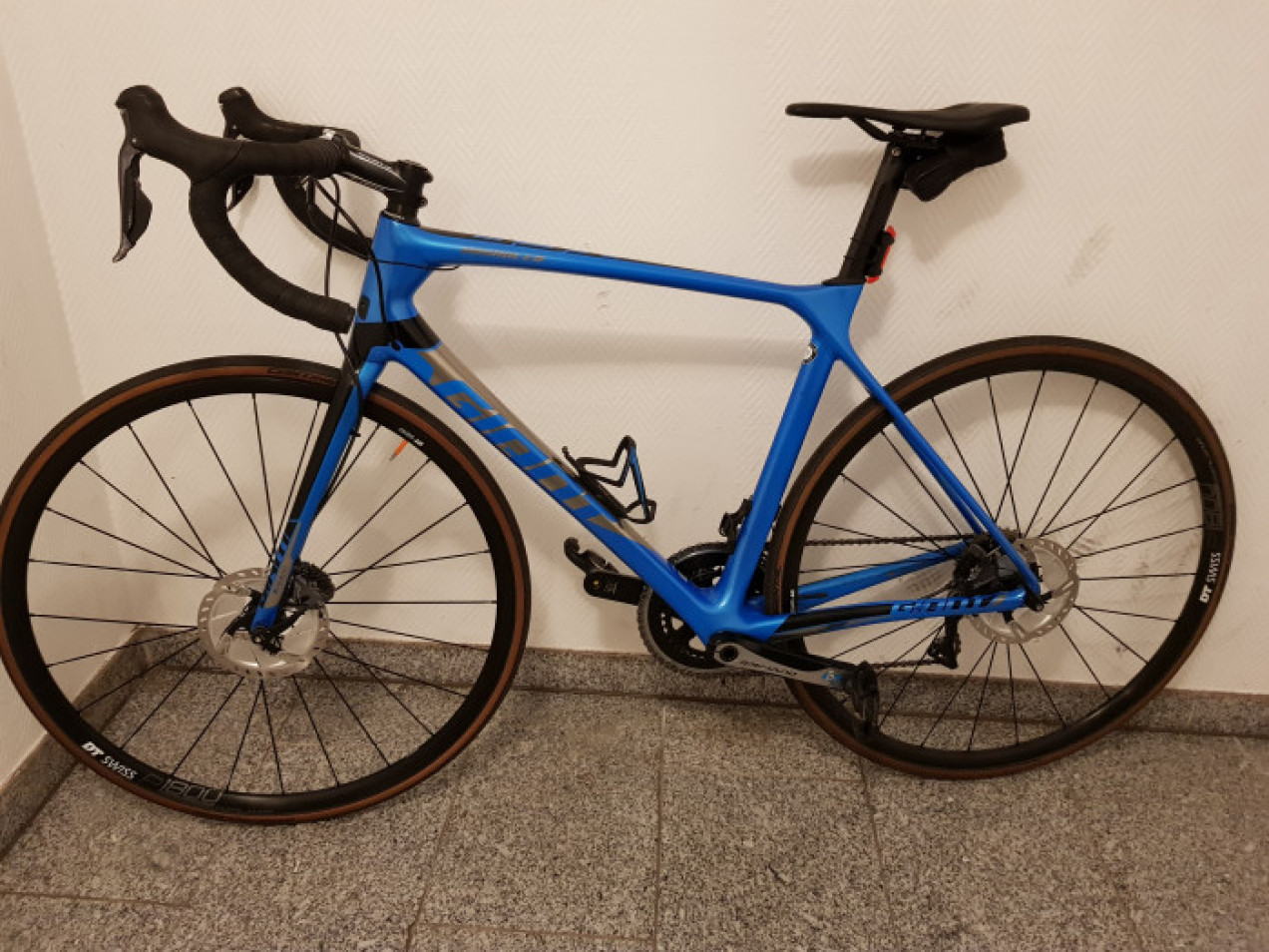 Giant TCR Advanced Pro 0 Disc used in 54 cm | buycycle