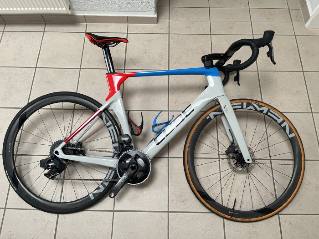 CUBE LITENING C:68X RACE used in 58 cm | buycycle