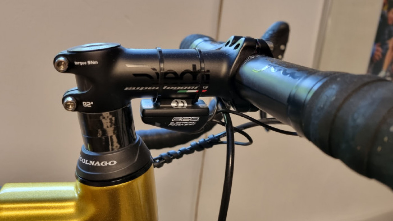 Colnago "C60 Disc Frameset ""Hexlock""" used in s | buycycle