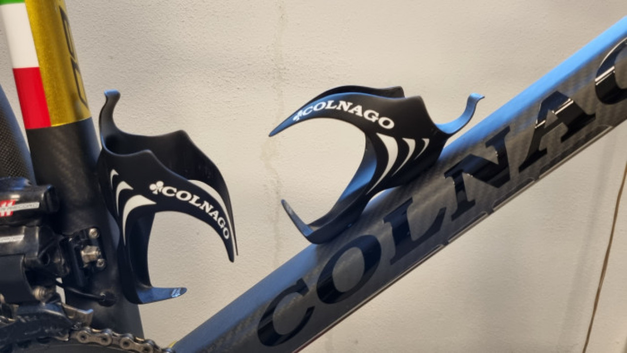 Colnago "C60 Disc Frameset ""Hexlock""" used in s | buycycle