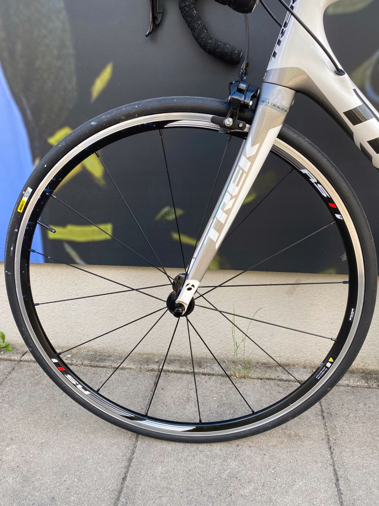 Trek Madone 6.9 SSL H2 (Compact) gebruikt in 56 cm | buycycle