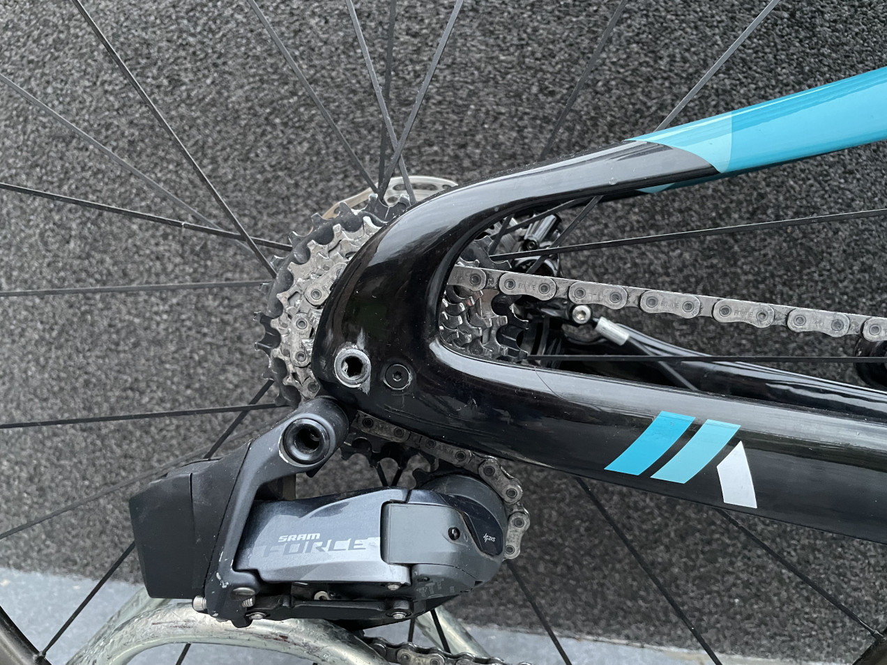 Felt IA Advanced Force eTap AXS wykorzystywany w m | buycycle