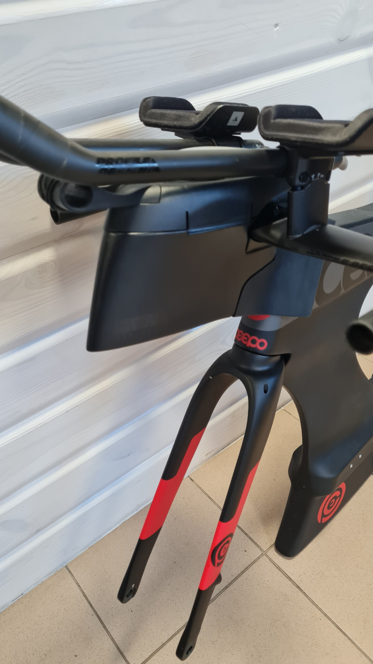 Ceepo Shadow Frameset M usato in M | buycycle