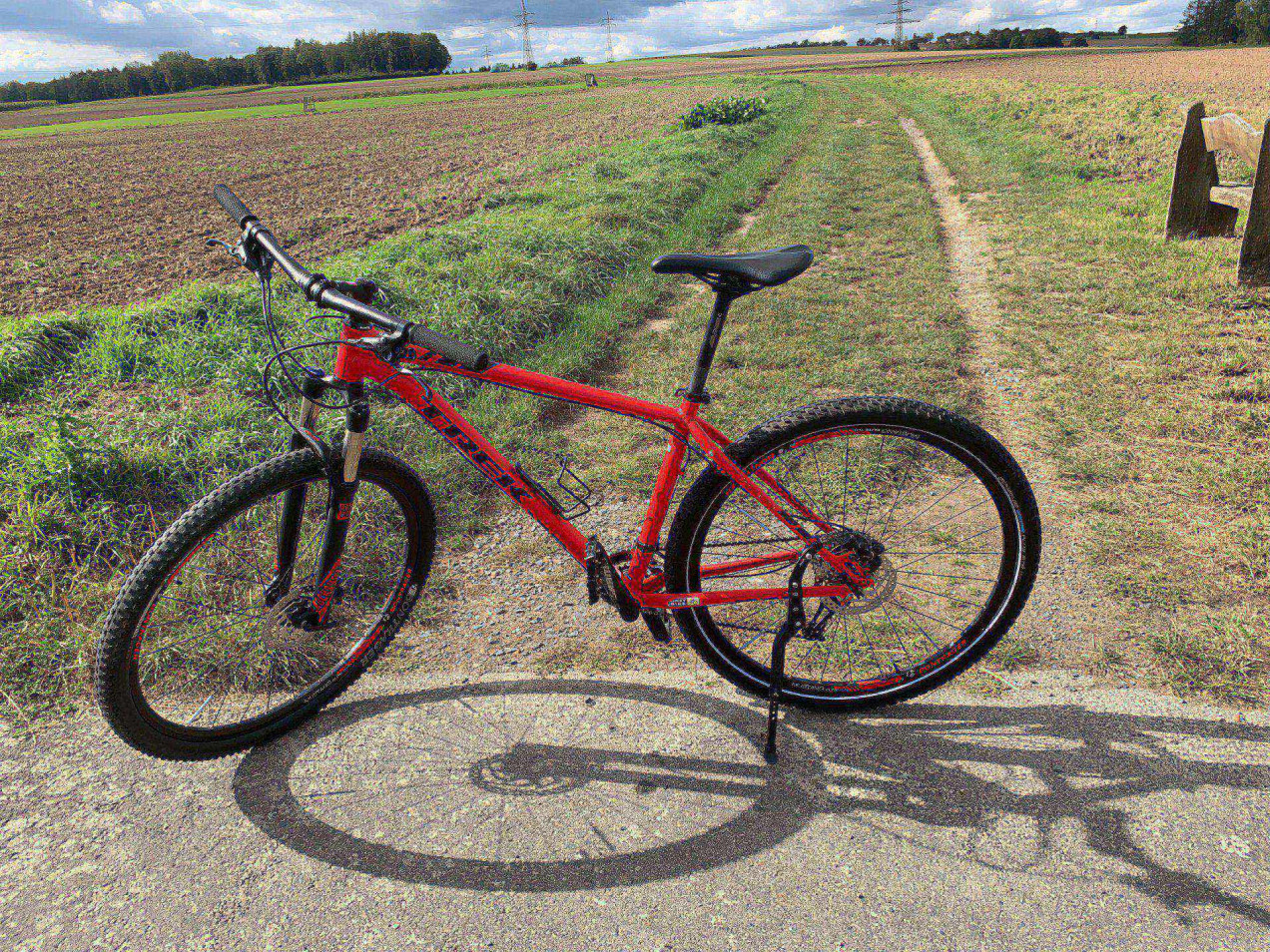 Trek X-Caliber 8 used in L | buycycle