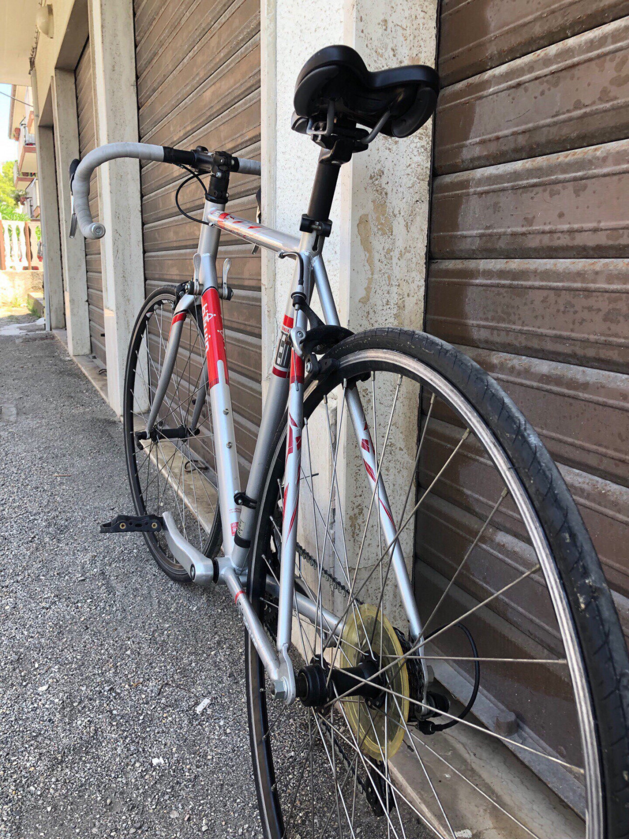 B Twin Ultra AF 920 used in m | buycycle