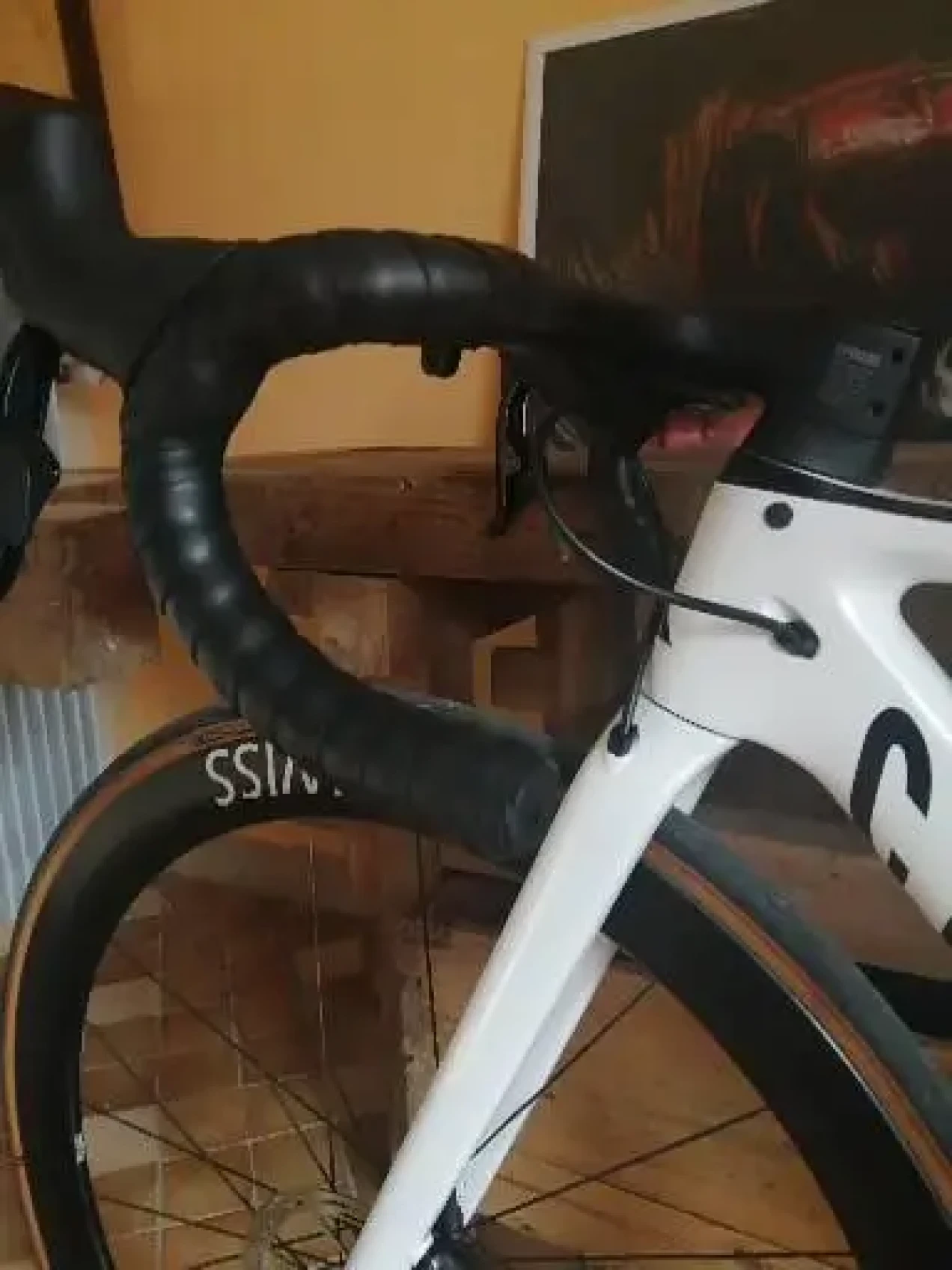Canyon Ultimate CF SLX 8 Disc eTap used in XS | buycycle