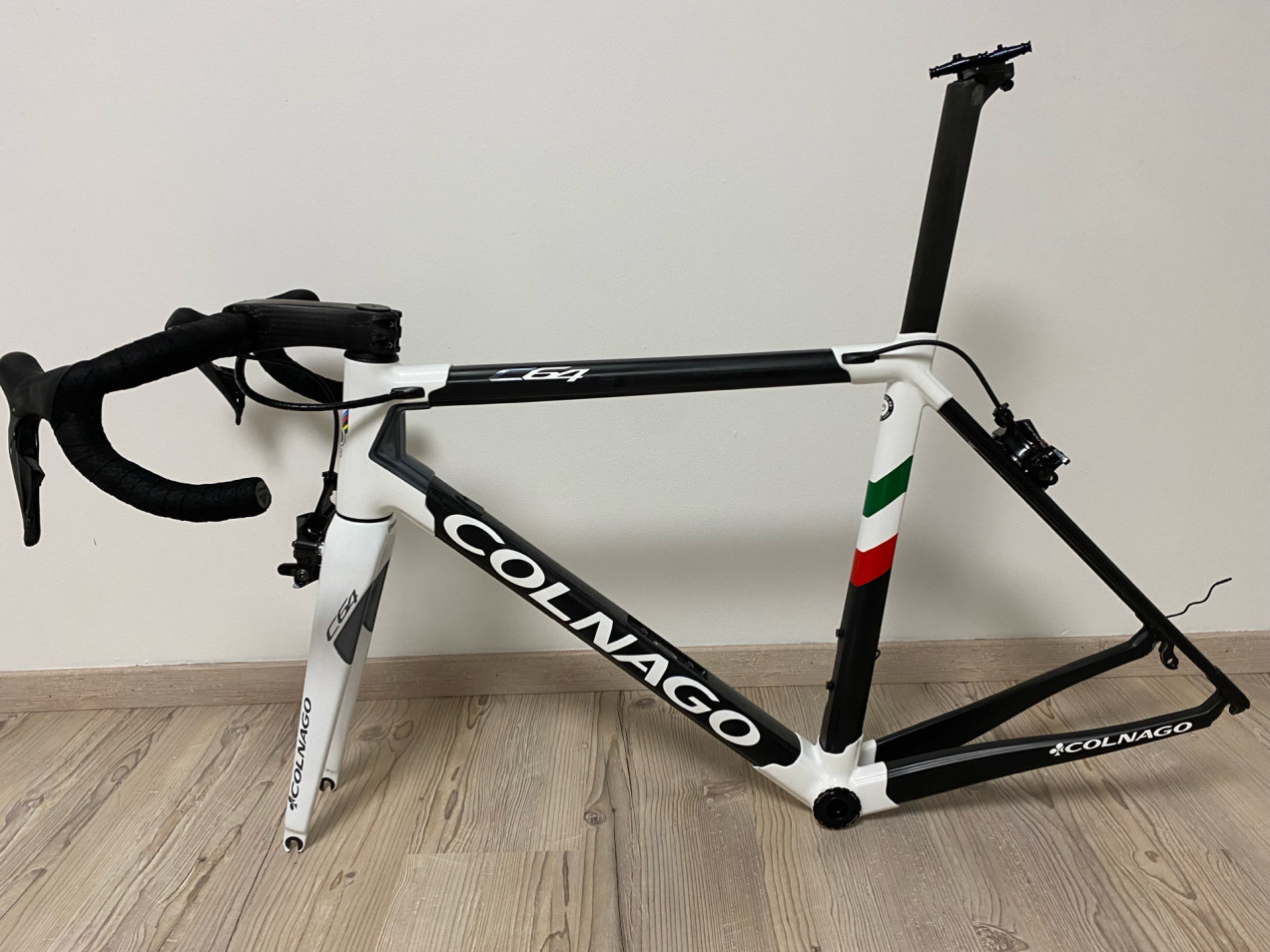 Colnago C64 Disc Frameset used in M | buycycle