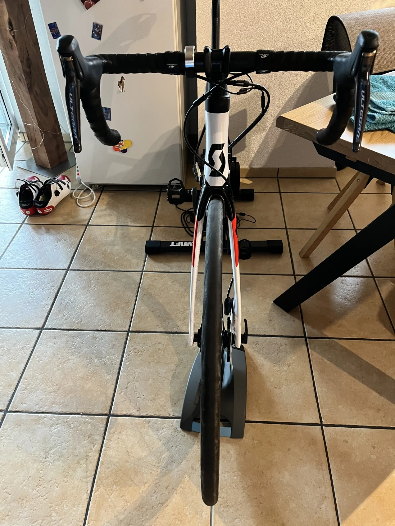 Scott Foil 10 disc used in l | buycycle