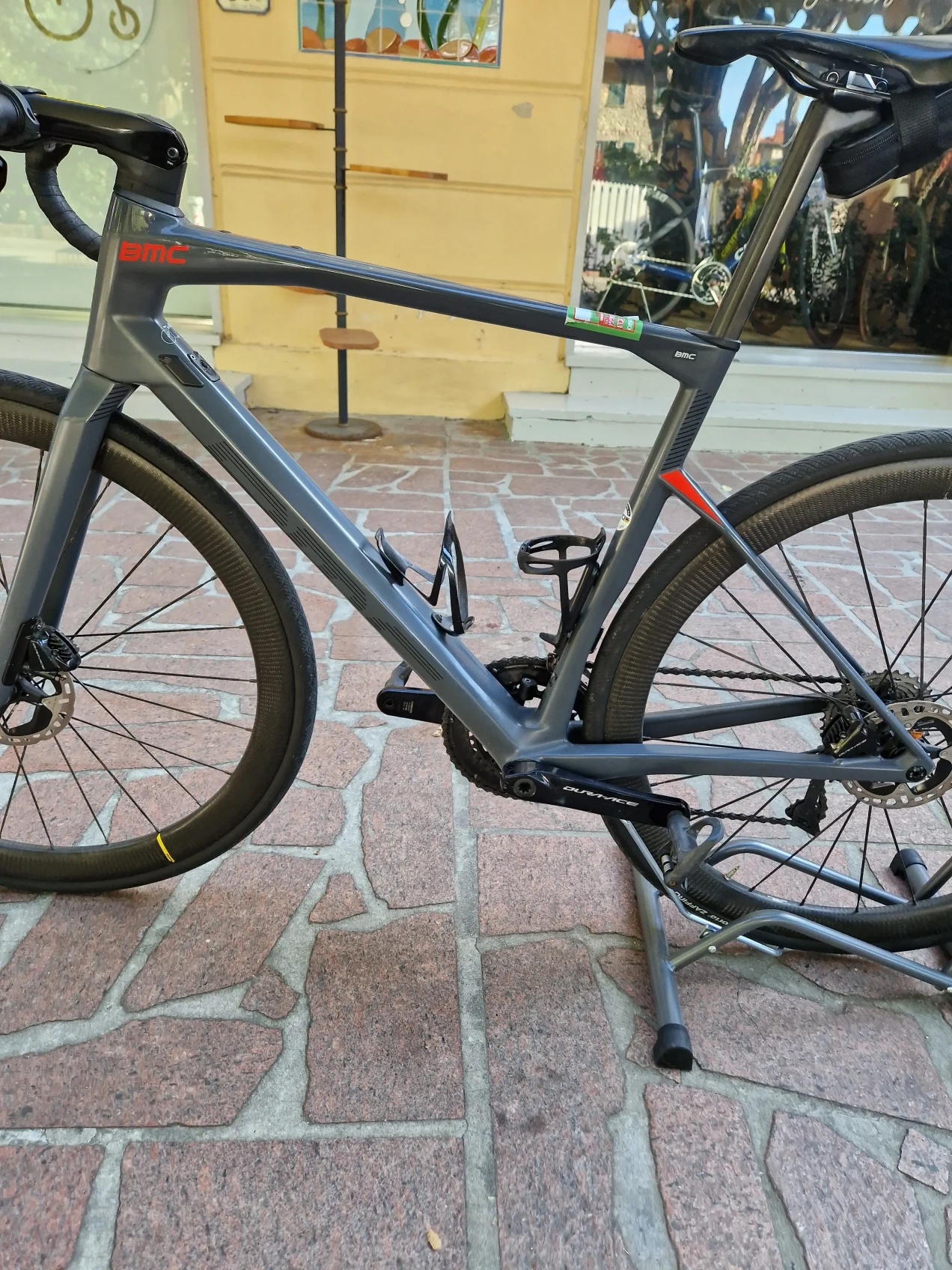 BMC Roadmachine 01 TWO used in 54 cm | buycycle