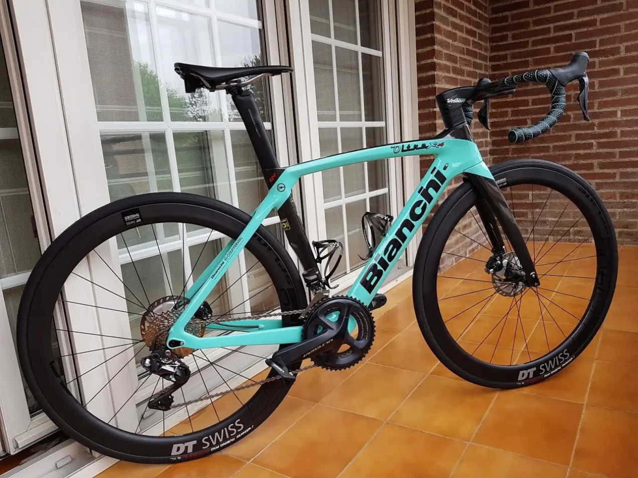 Bianchi Oltre XR4 Disc Ultegra Di2 gebraucht kaufen m | buycycle