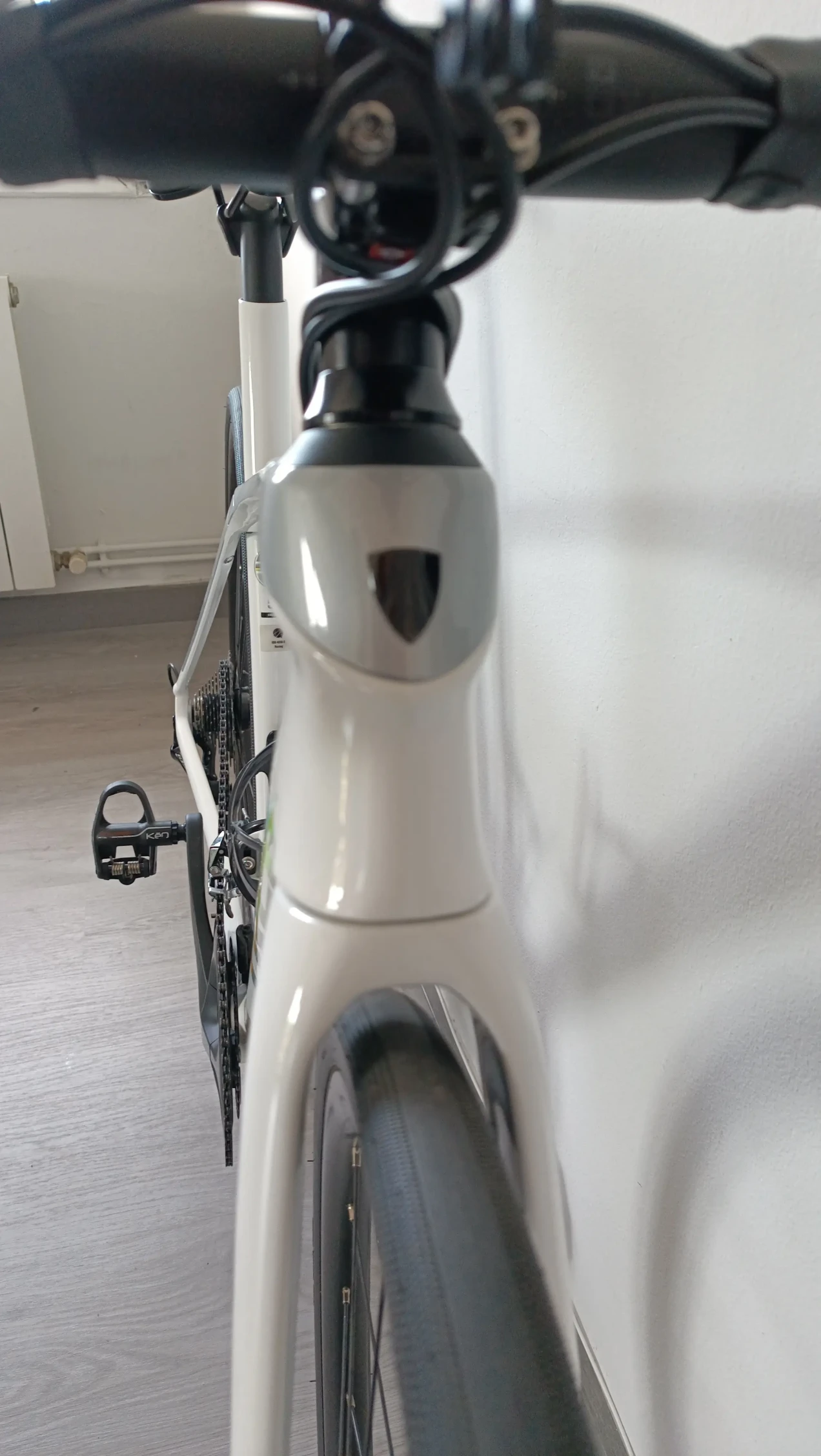 Trek Domane SL 5 Disc used in s | buycycle