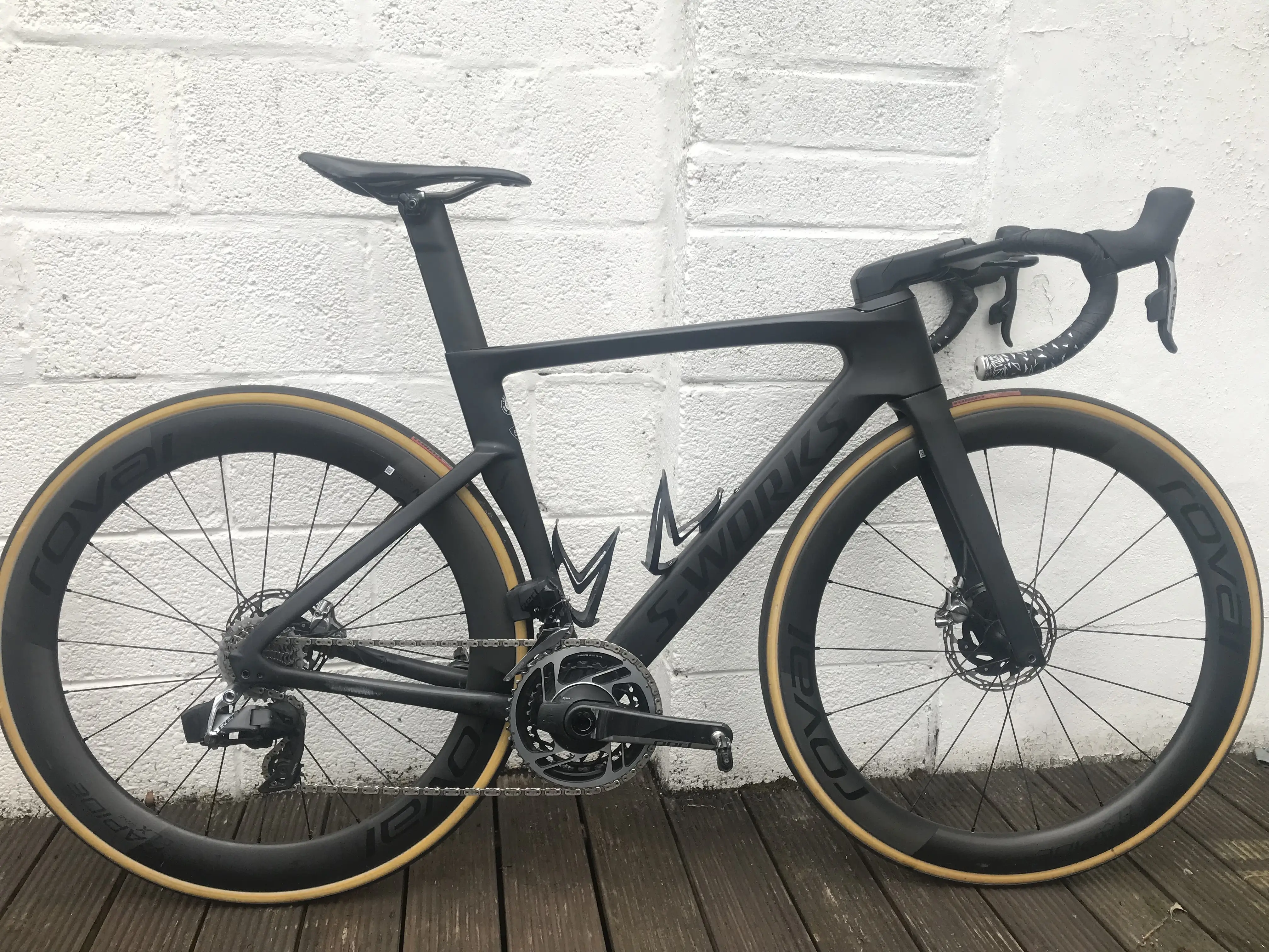 Specialized S-Works Venge Disc - SRAM Red eTap AXS used in s | buycycle