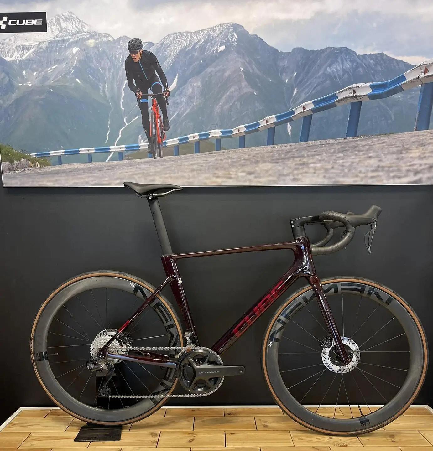 CUBE LITENING AIR C:68X RACE used in 44 cm | buycycle