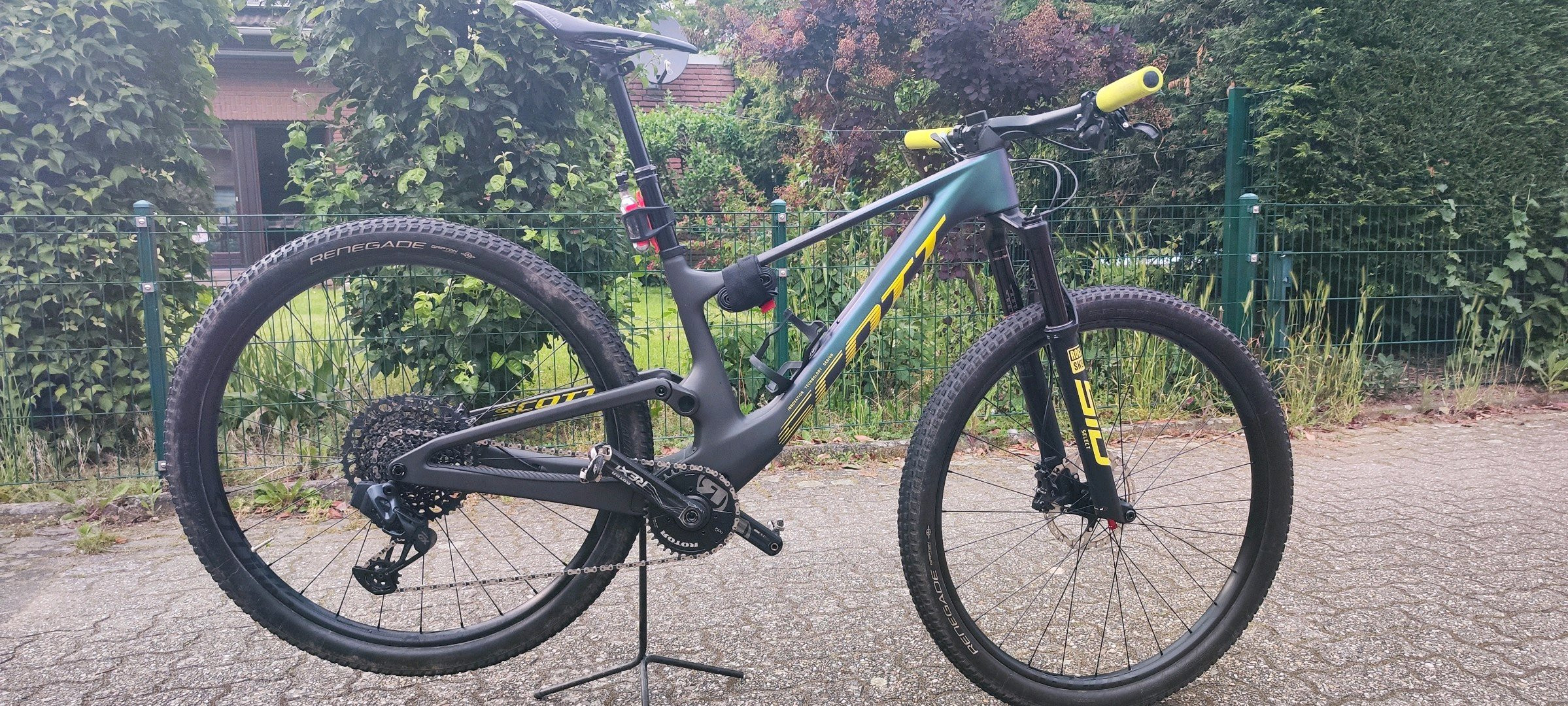 Scott Spark RC Team Issue AXS gebruikt in s | buycycle