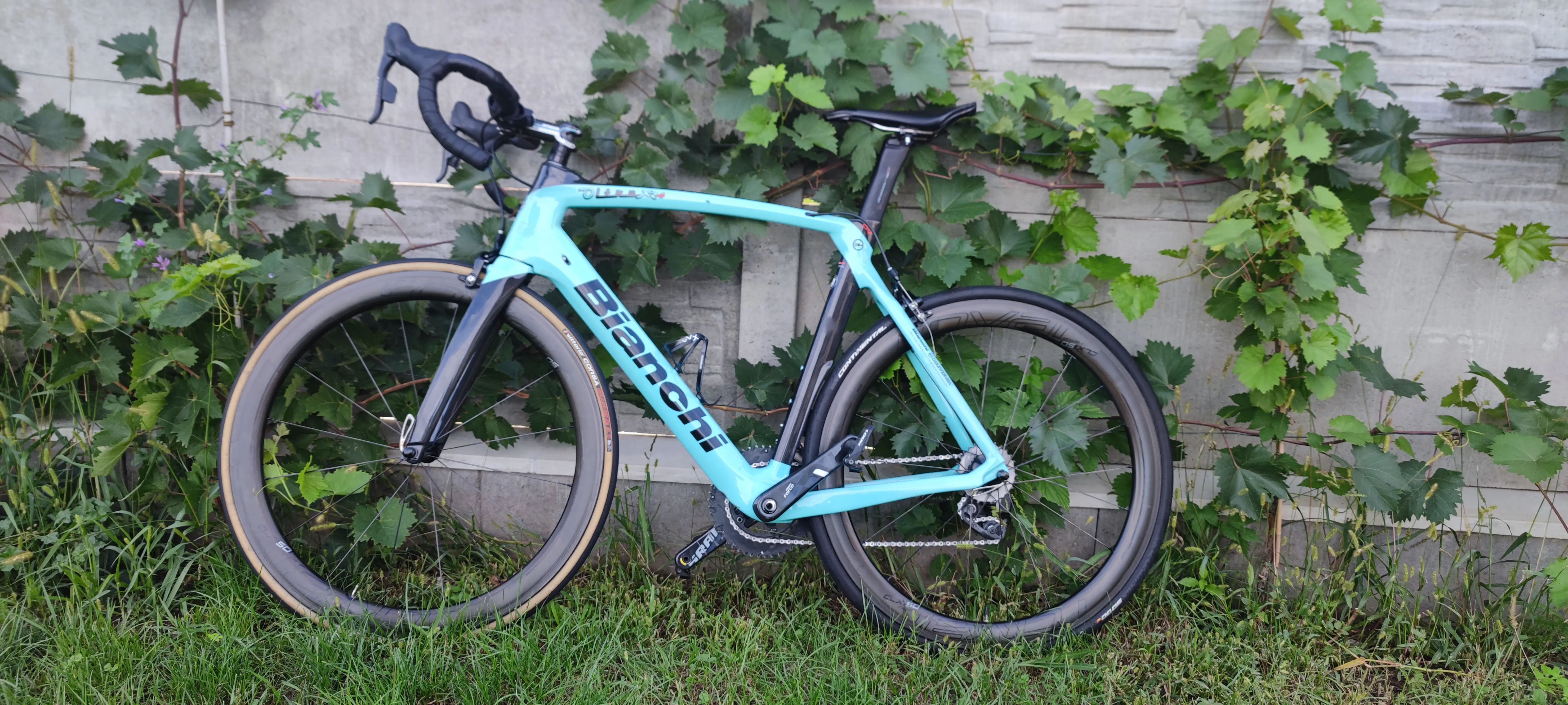 Bianchi Oltre XR 4, Sram red eTap used in xl | buycycle