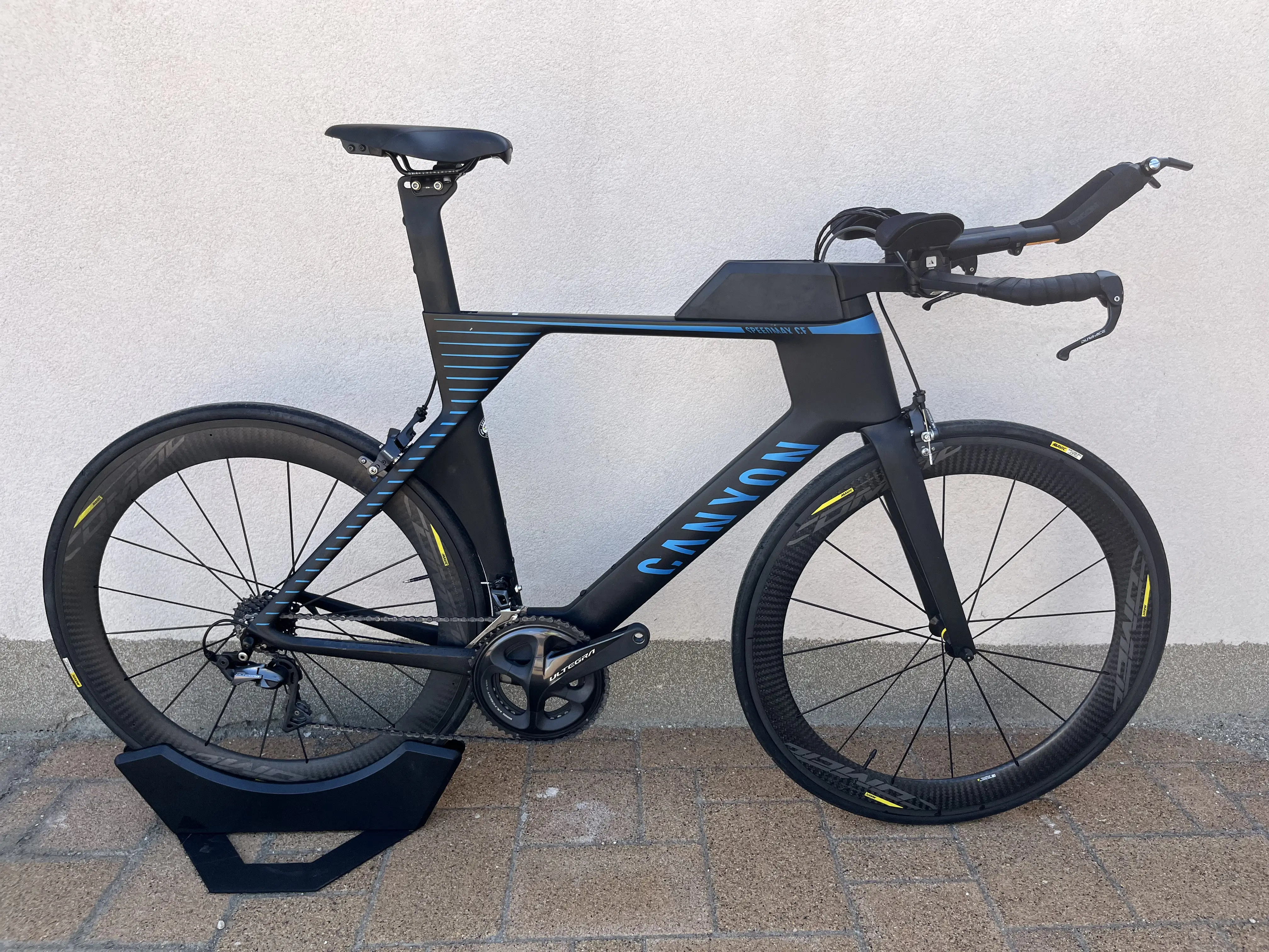 Canyon Speedmax CF 8.0 gebruikt in L | buycycle