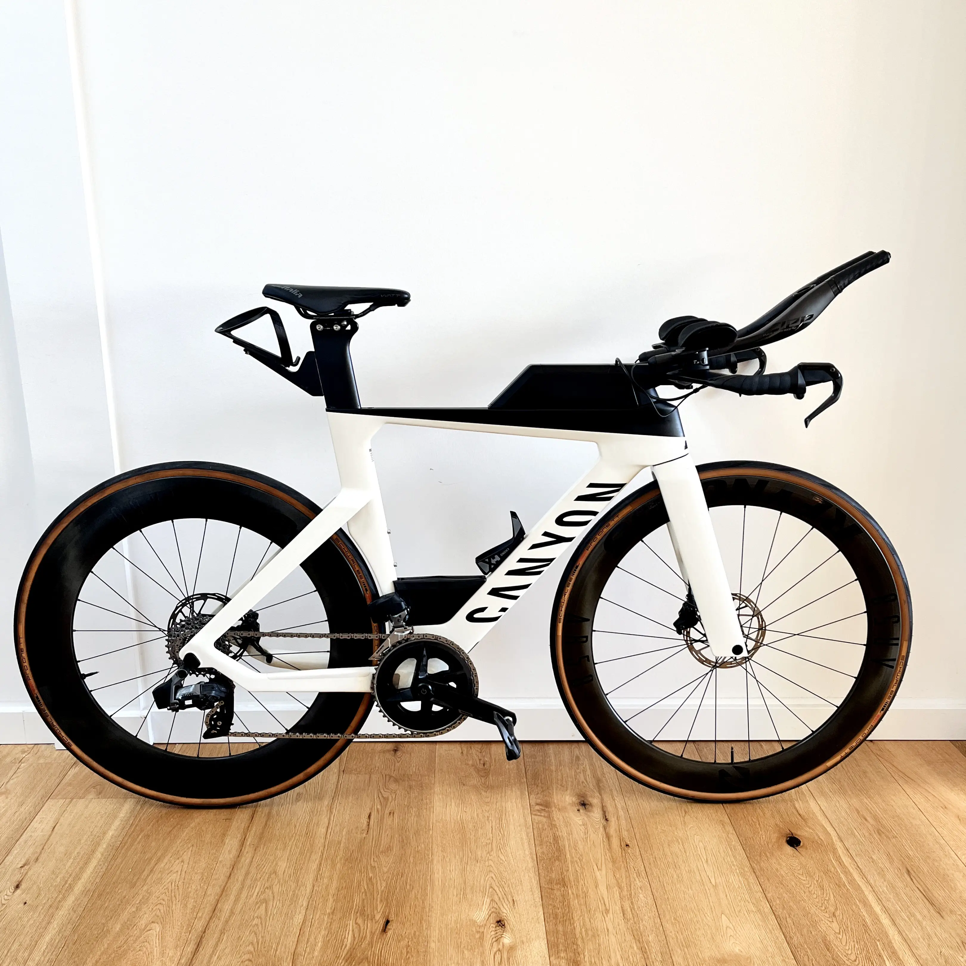 Canyon Speedmax CF 7 Disc eTap used in S | buycycle