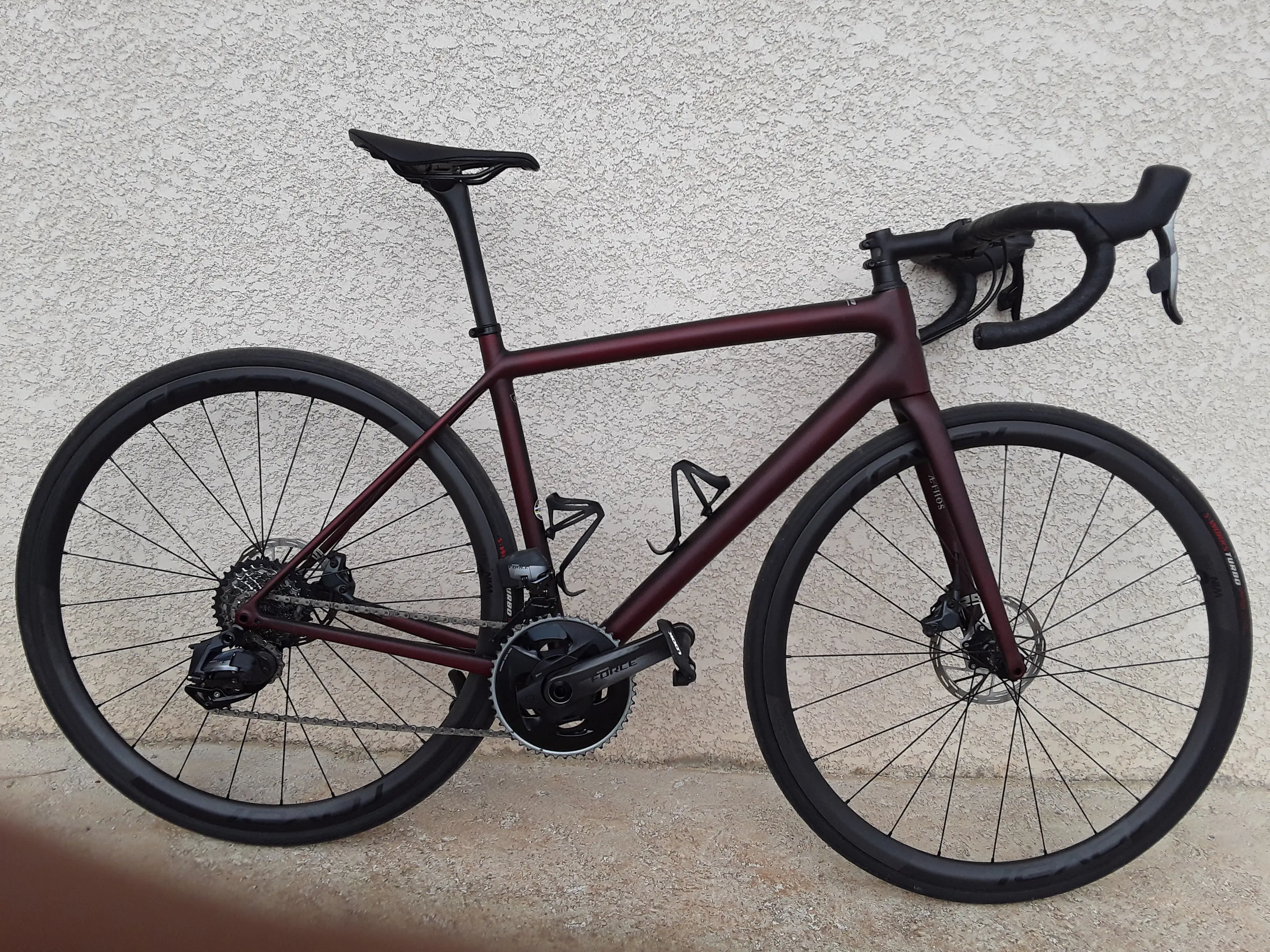 Specialized Aethos Pro - SRAM Force eTap AXS used in 54 cm | buycycle