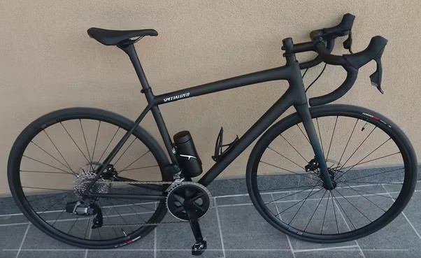 Specialized Aethos Comp - Rival eTap AXS used in 56 cm | buycycle