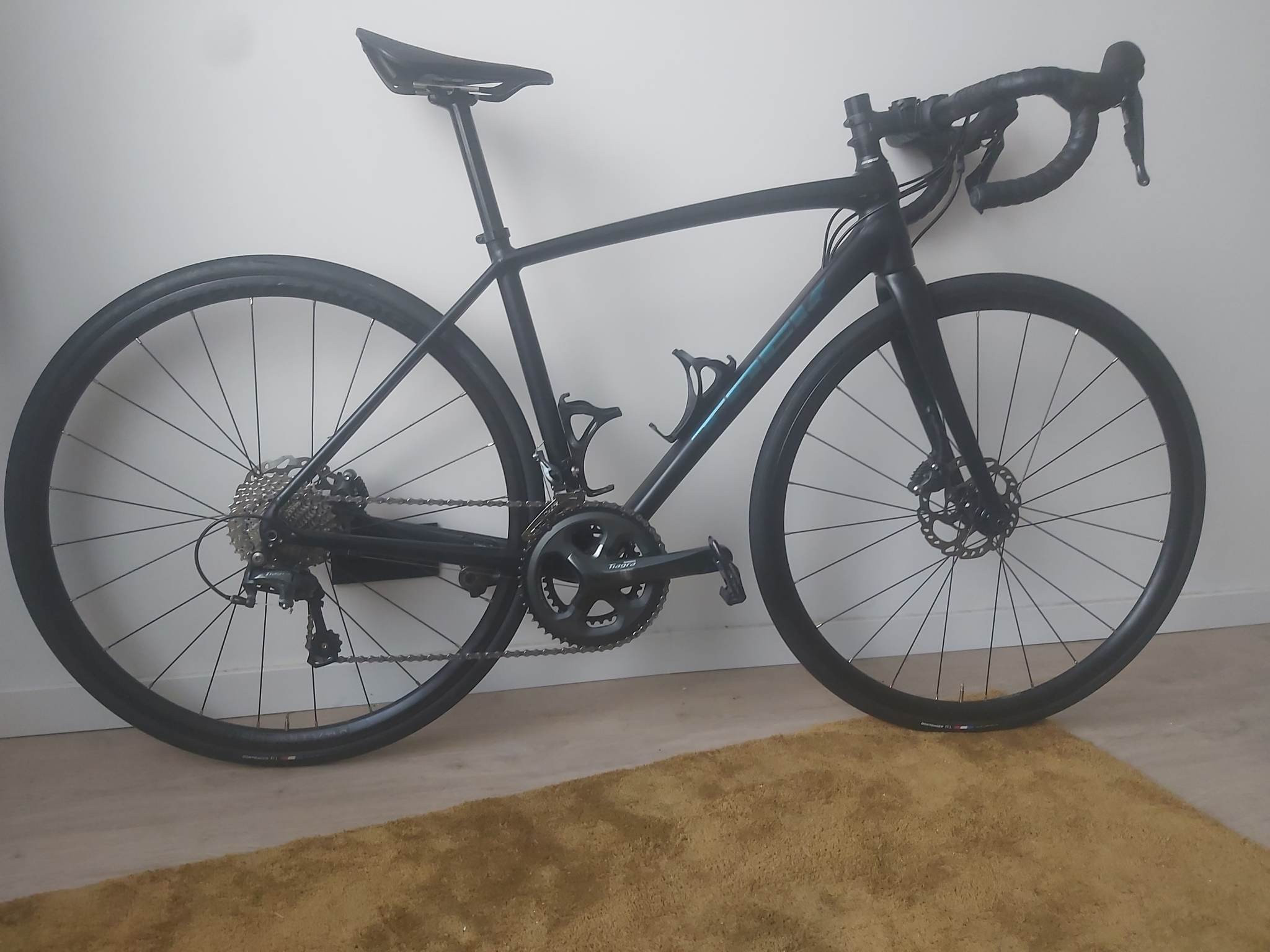 Achetez un vélo d'occasion Trek Émonda ALR 4 Disc en s | buycycle