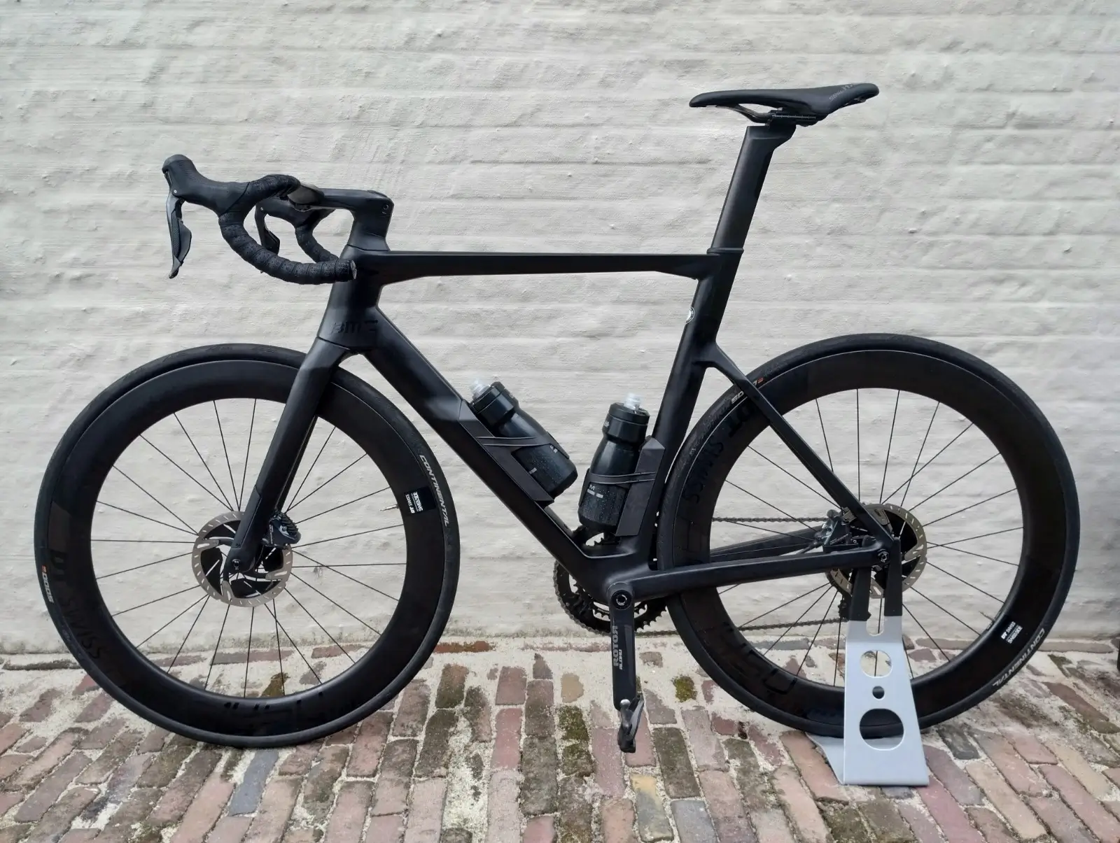BMC TIMEMACHINE ROAD 01 THREE gebruikt in 56 cm | buycycle