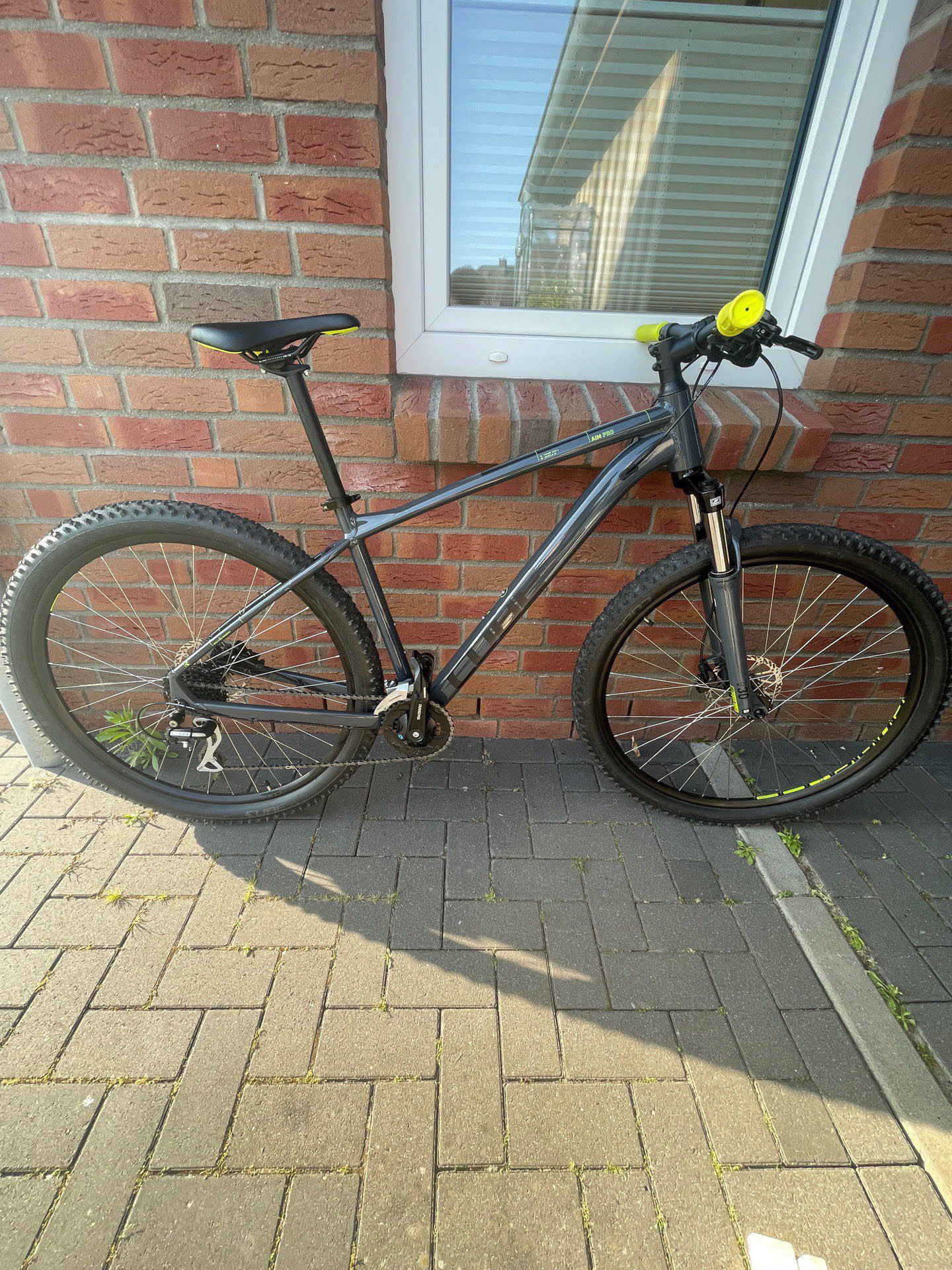 CUBE AIM, PRO used in l | buycycle