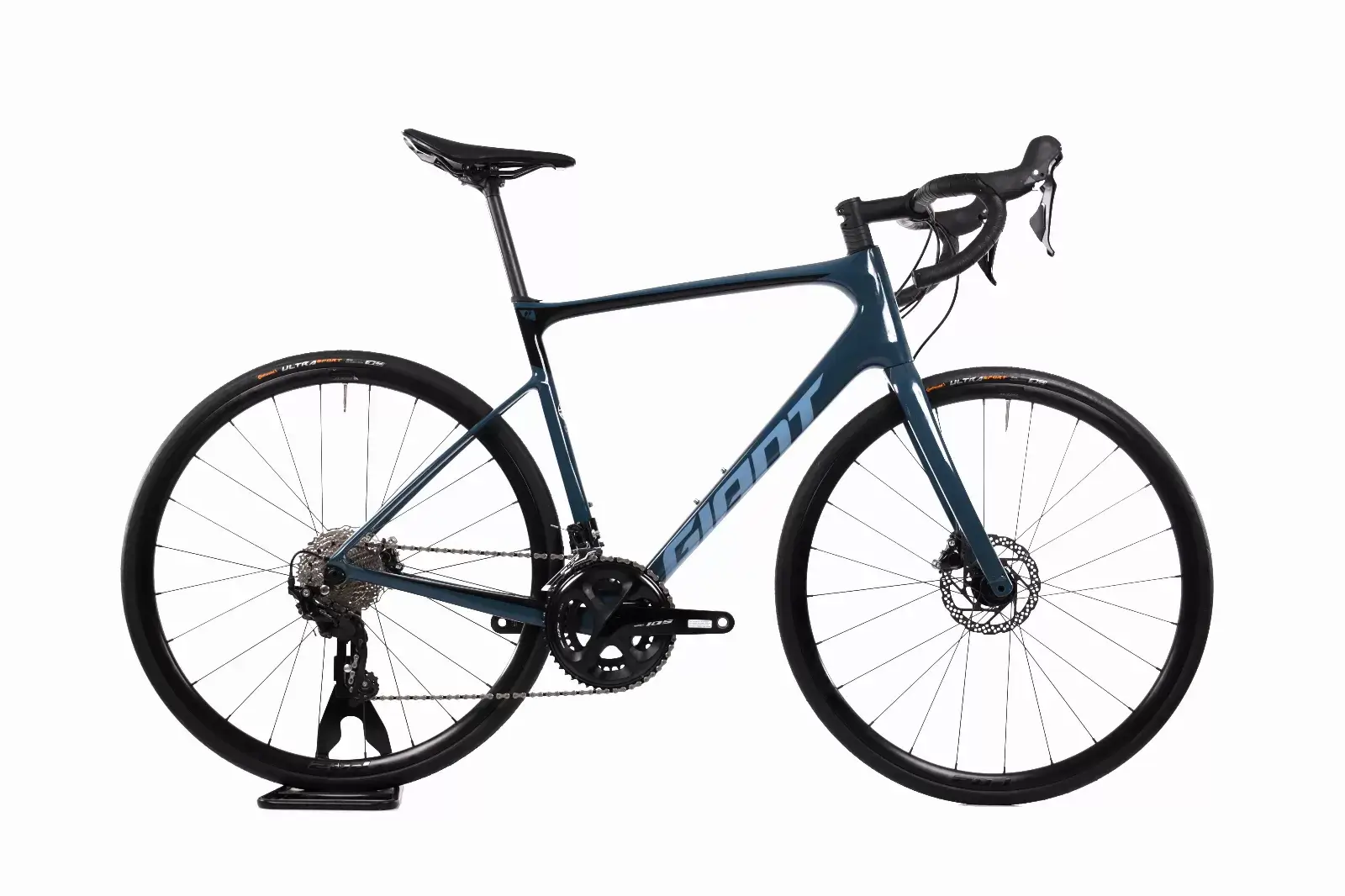 Giant Defy Advanced 2 used in L | buycycle
