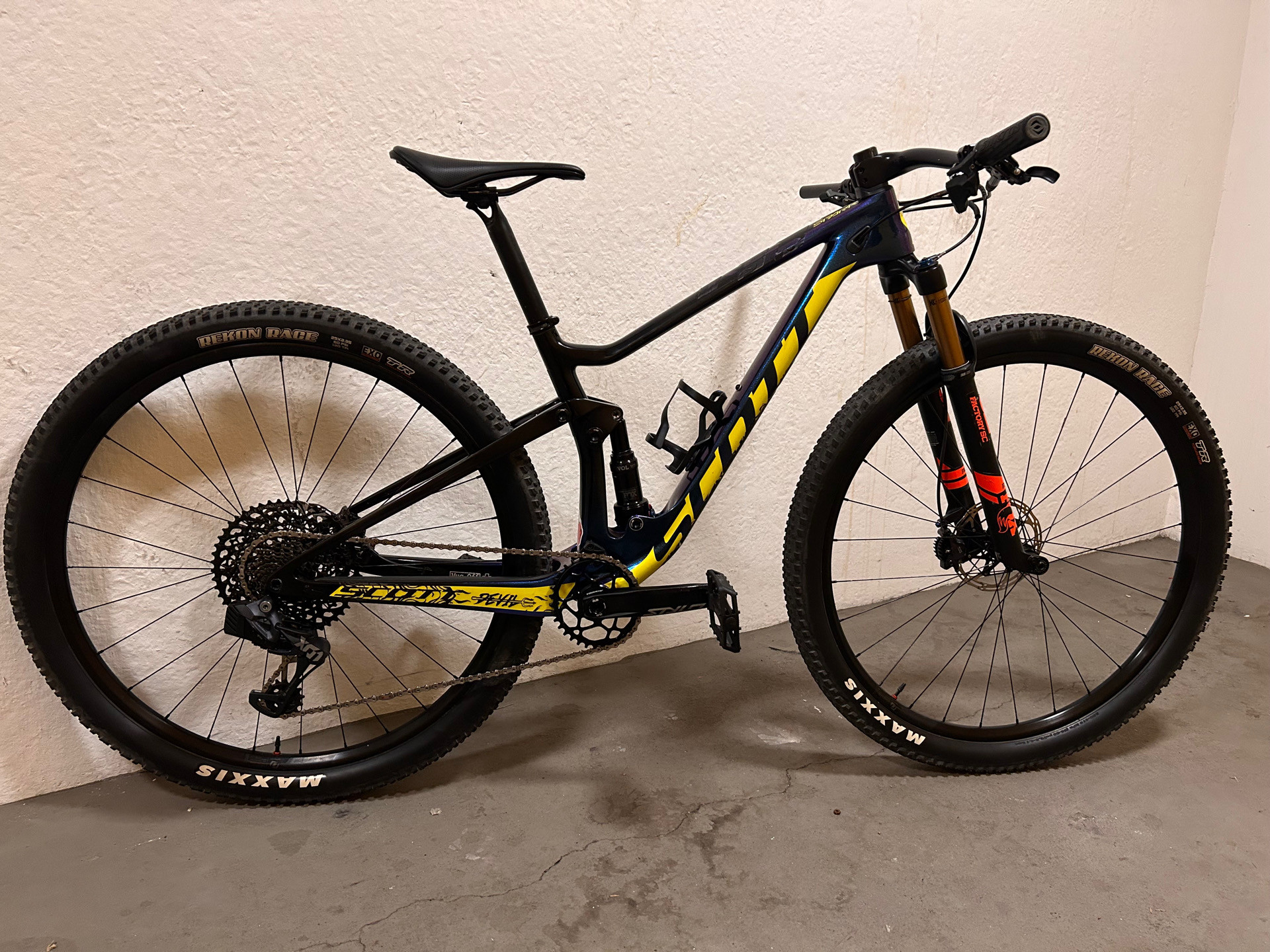 Scott Spark RC 900 Team Issue AXS used in SM | buycycle