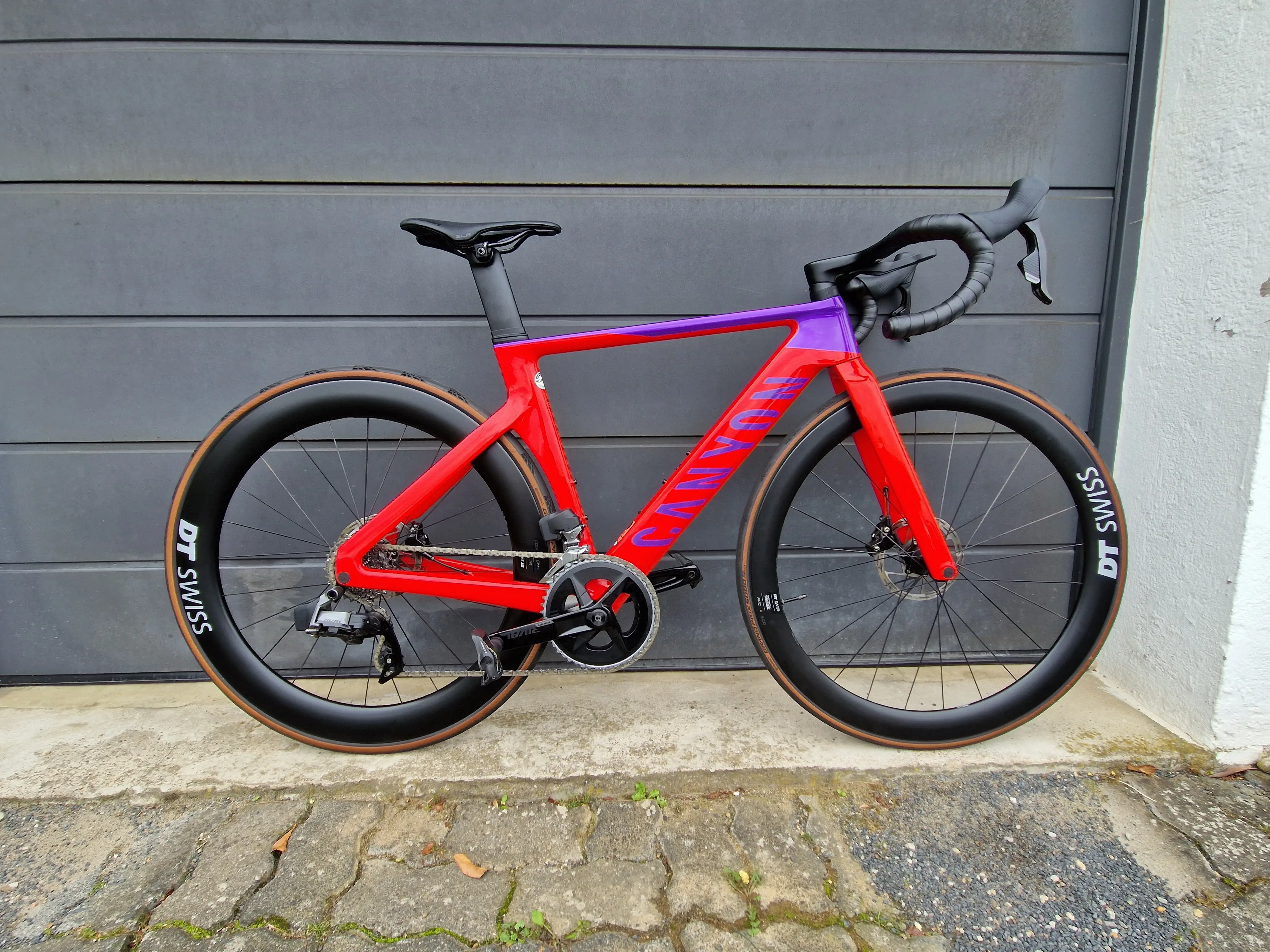 Canyon Aeroad CF SLX 7 Disc eTap used in xs | buycycle