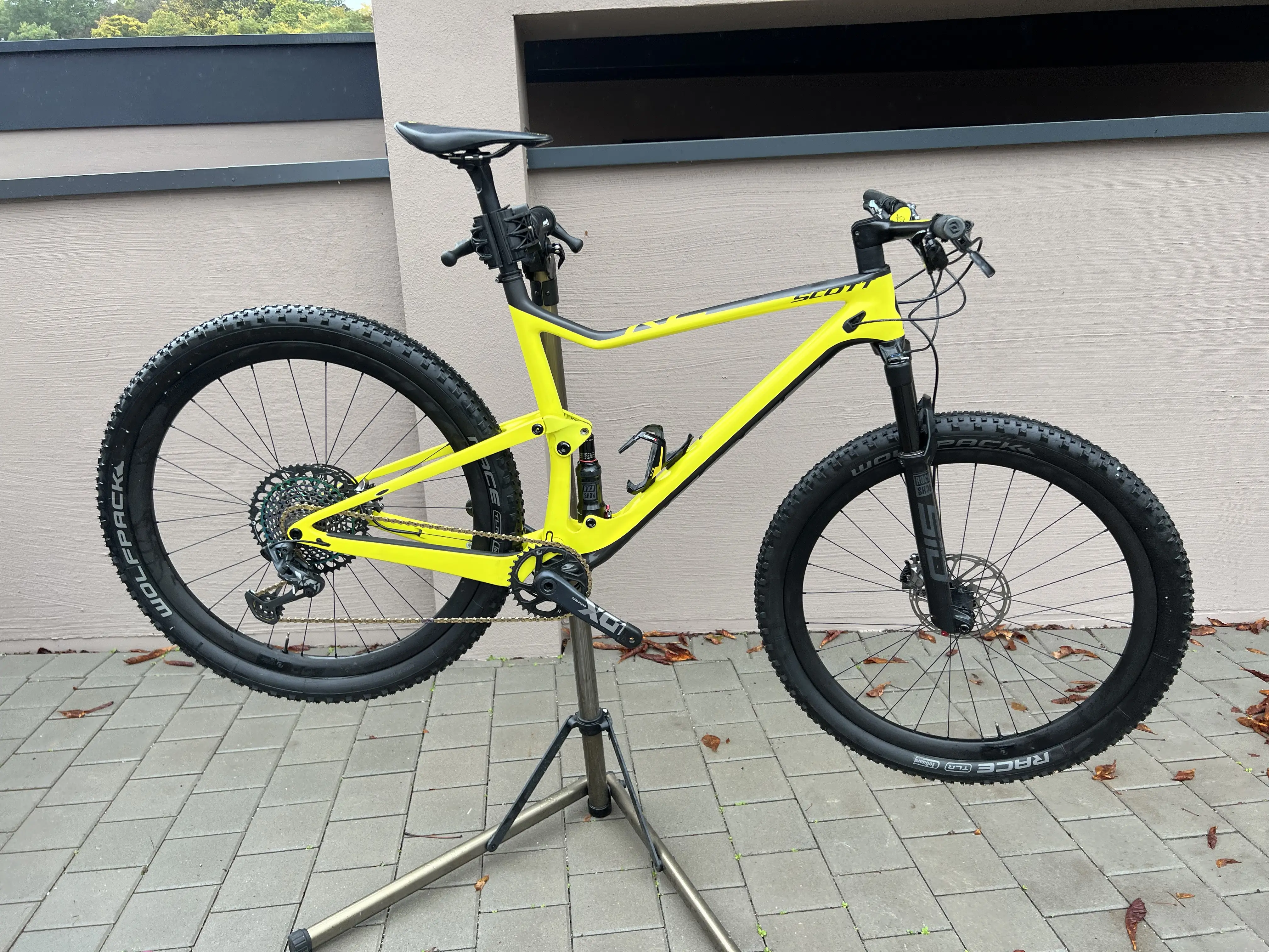 Achetez un vélo d'occasion Scott Spark RC 900 World Cup en xl | buycycle