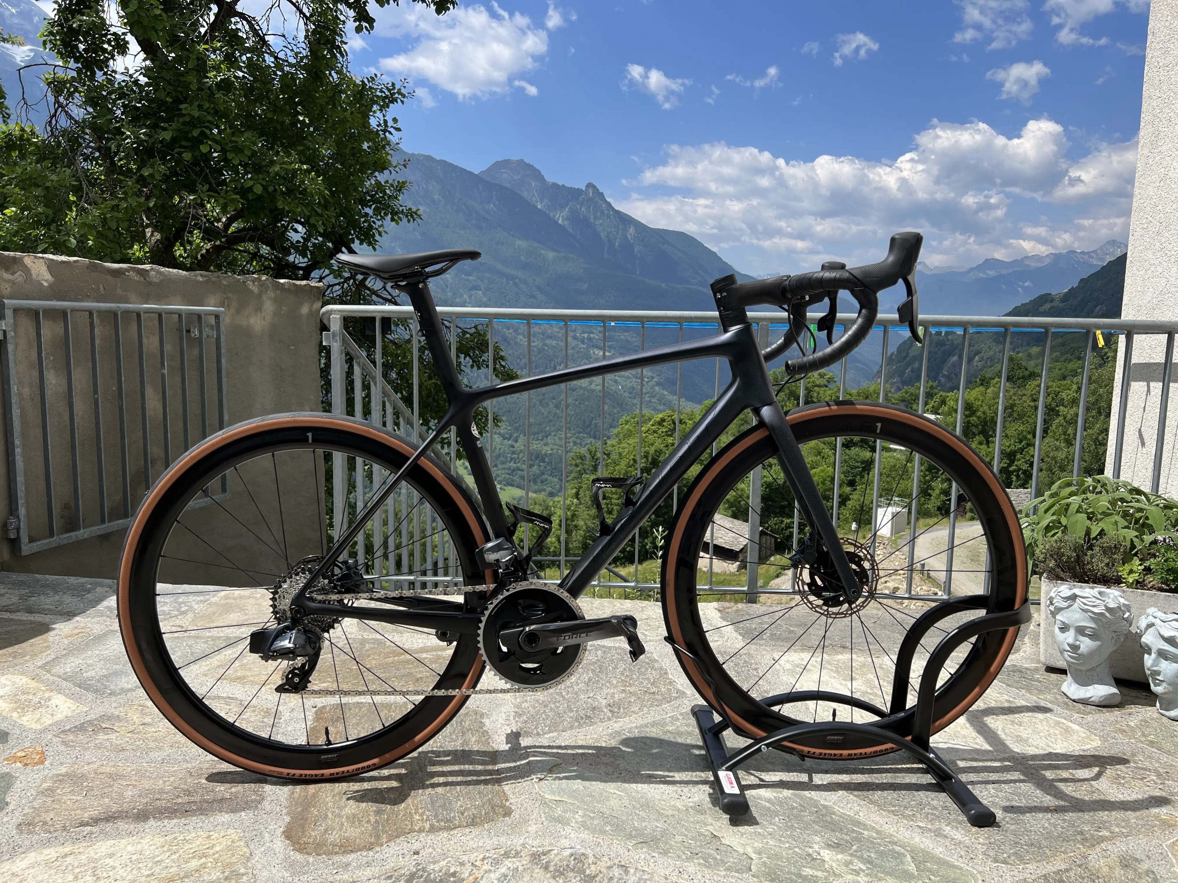 Giant TCR Advanced, SL Disc 1 used in m | buycycle