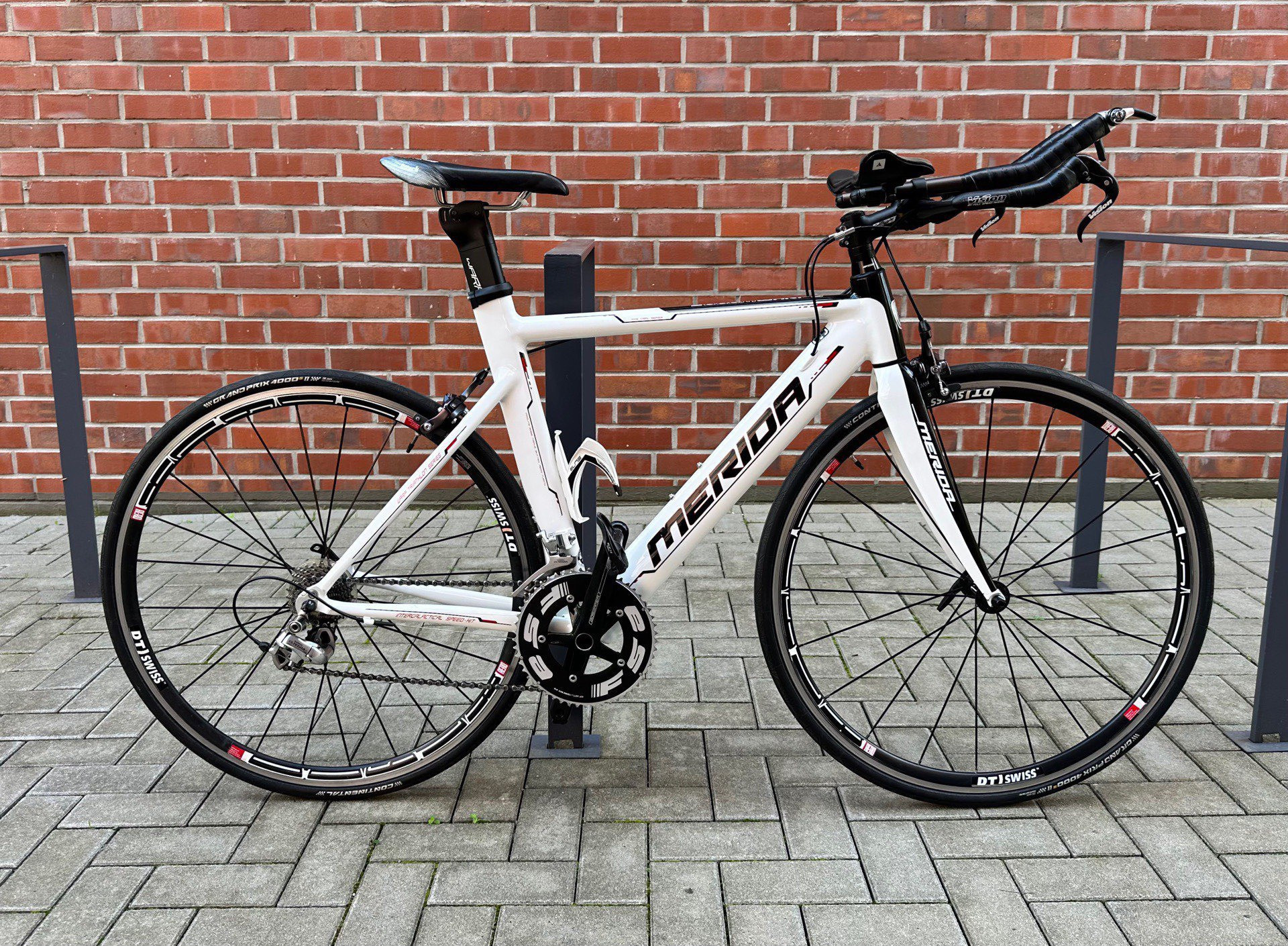 Merida Warp 5 used in 53 cm | buycycle