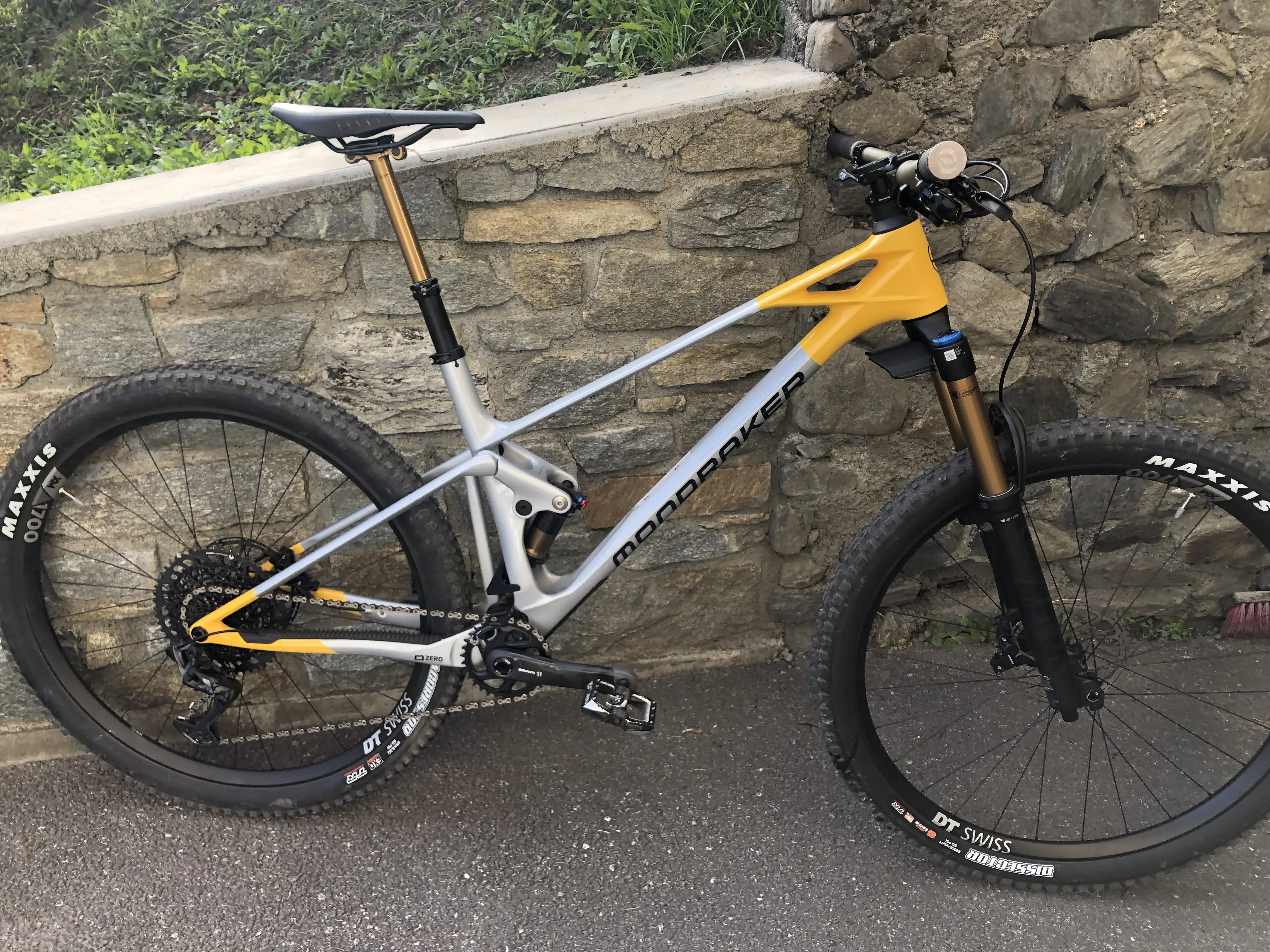 Mondraker RAZE CARBON RR used in LG | buycycle
