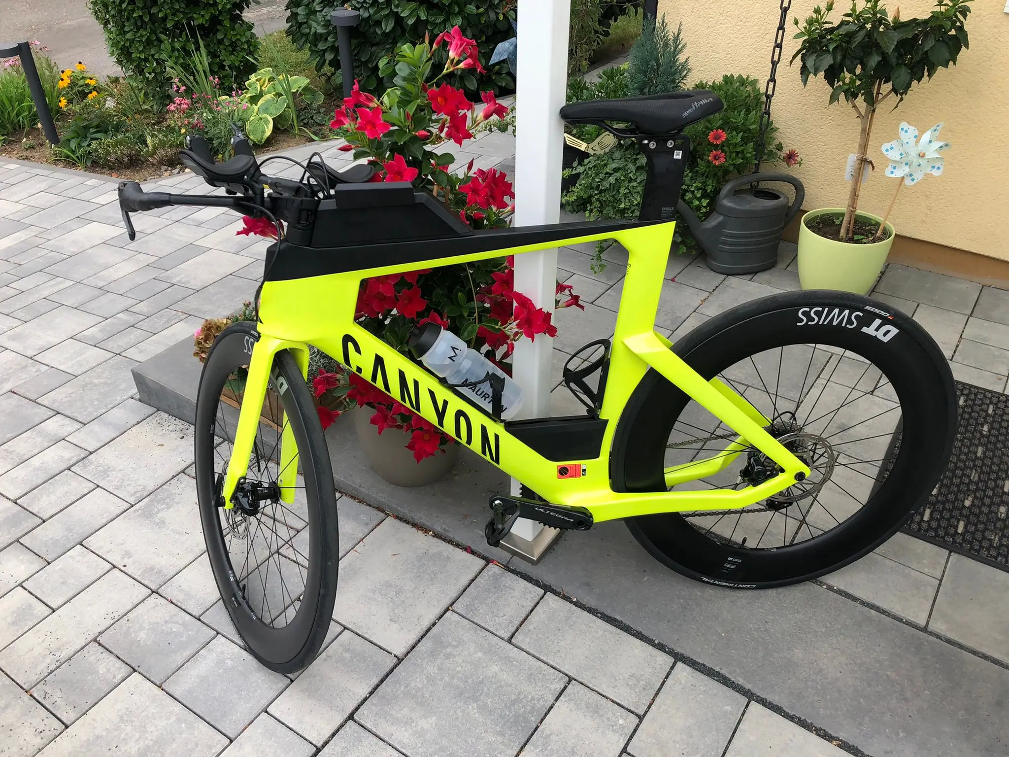 Canyon Speedmax CF 8 DISC used in l | buycycle