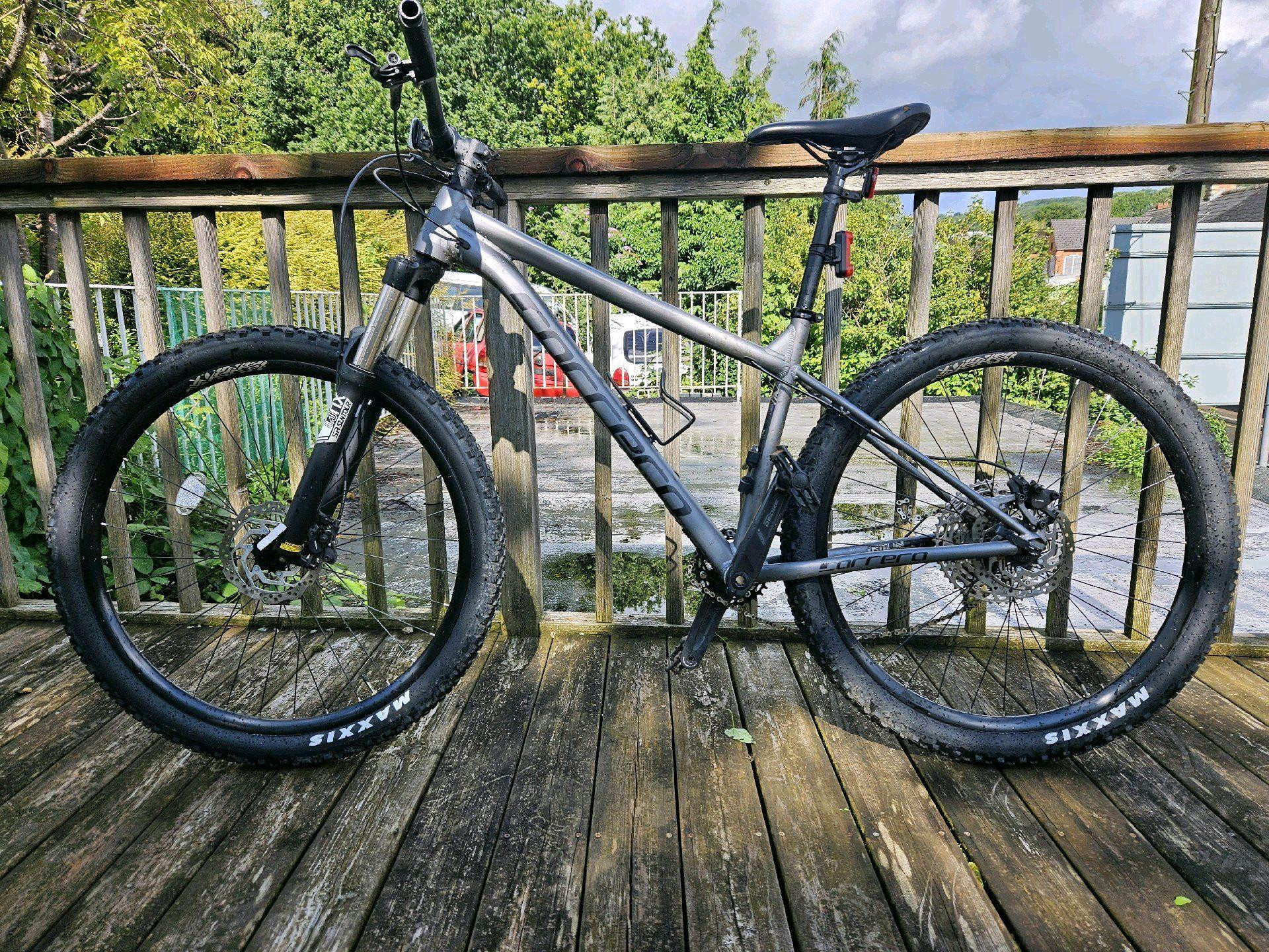 Carrera Sulcata 3.2 Mens Mountain Bike used in m | buycycle